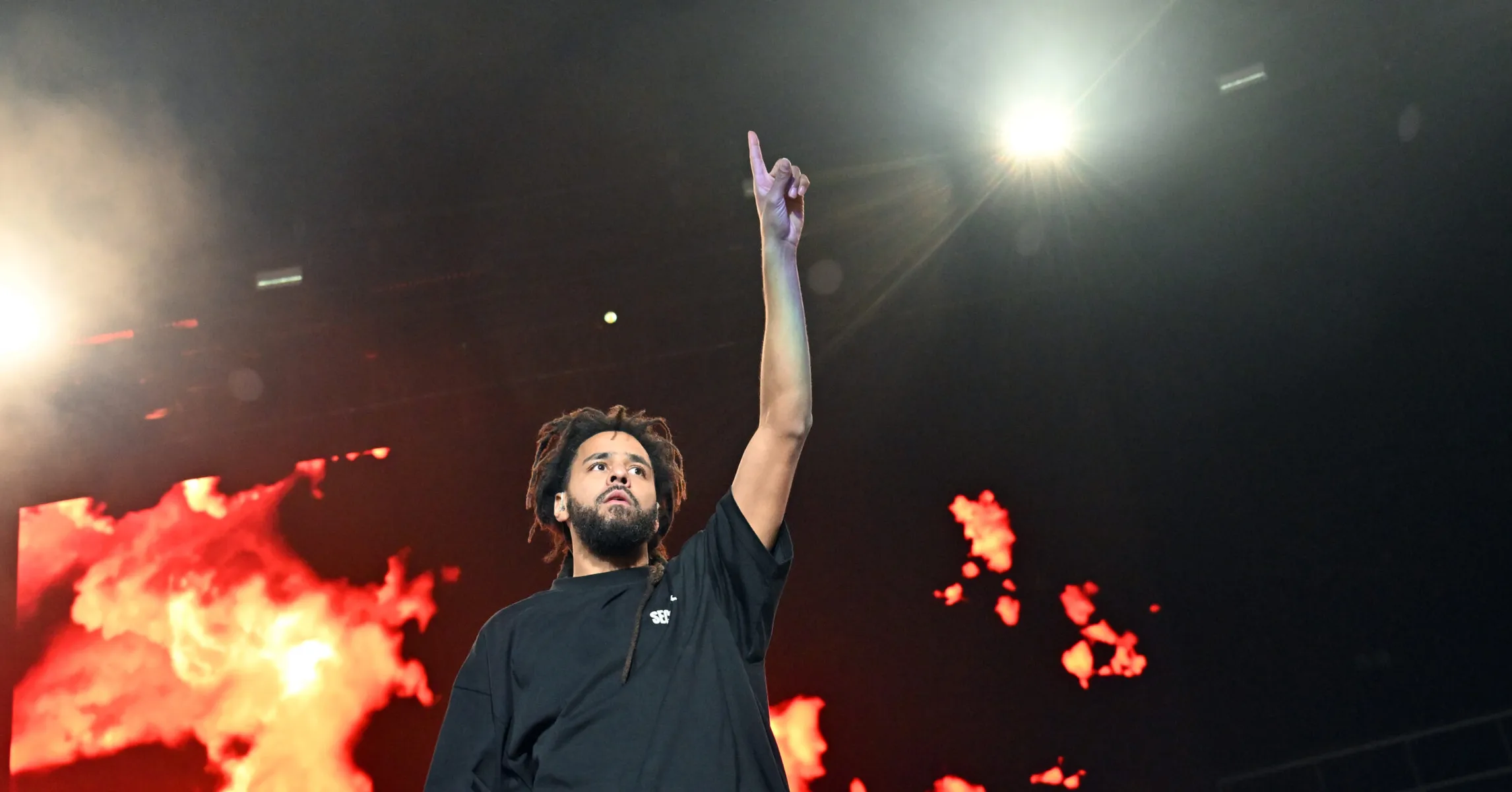 The Best J. Cole Memes Throughout Drake & Kendrick Lamar's Beef