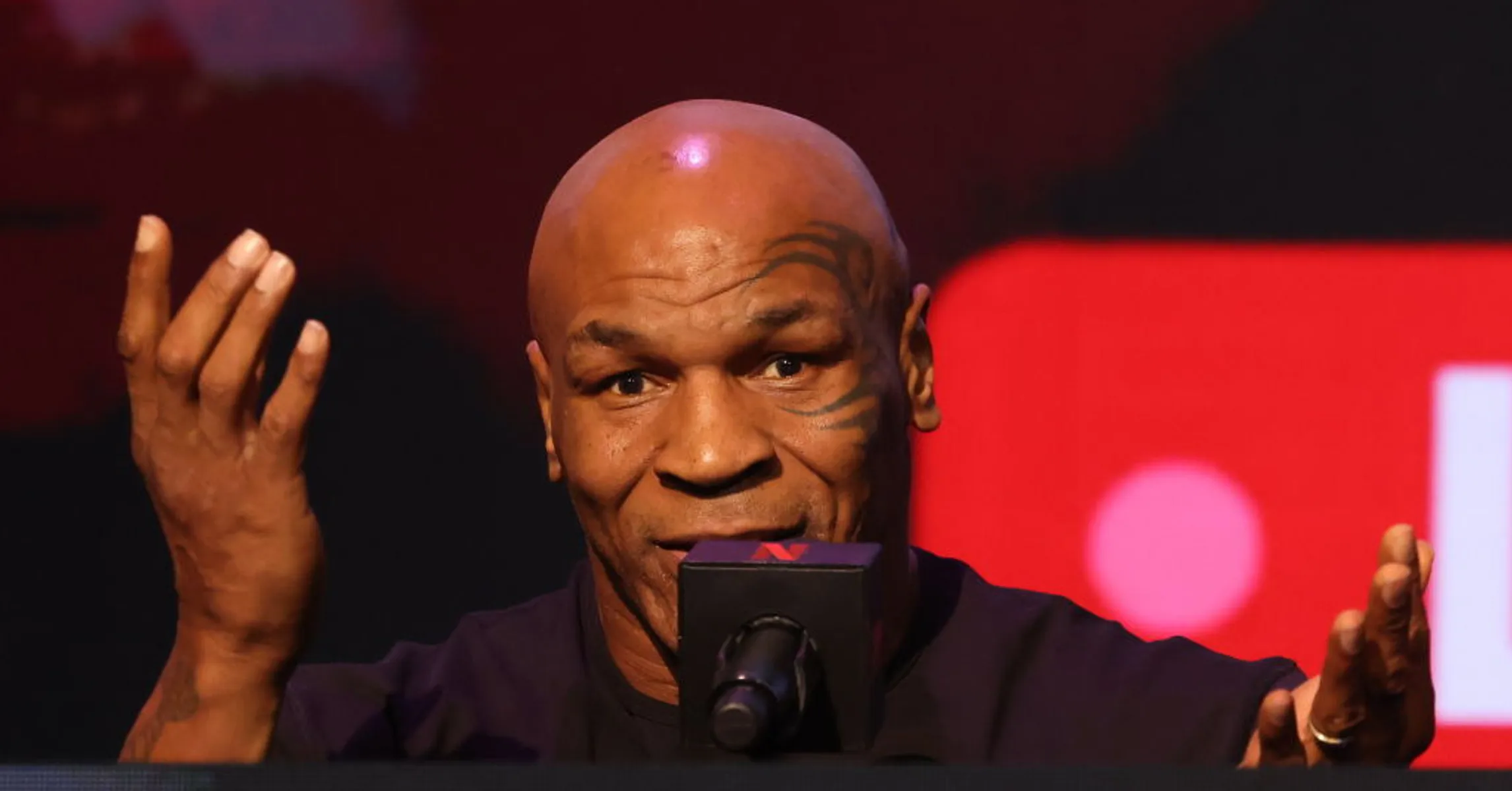 Mike Tyson Gives Health Update After Airplane Medical Emergency Ahead ...