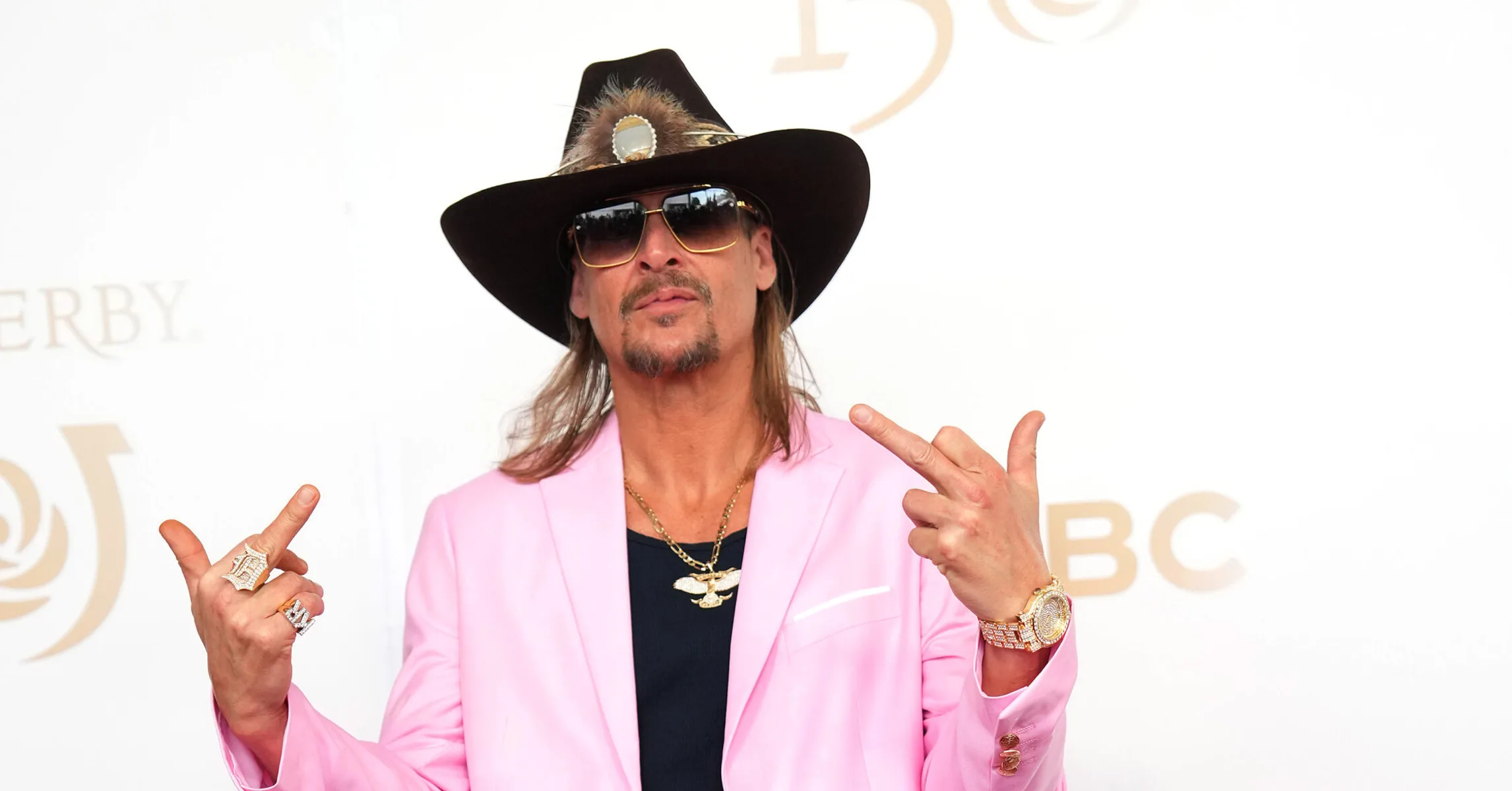 Kid Rock Pulls Out A Gun, Says The N-Word During Wild "Rolling Stone ...