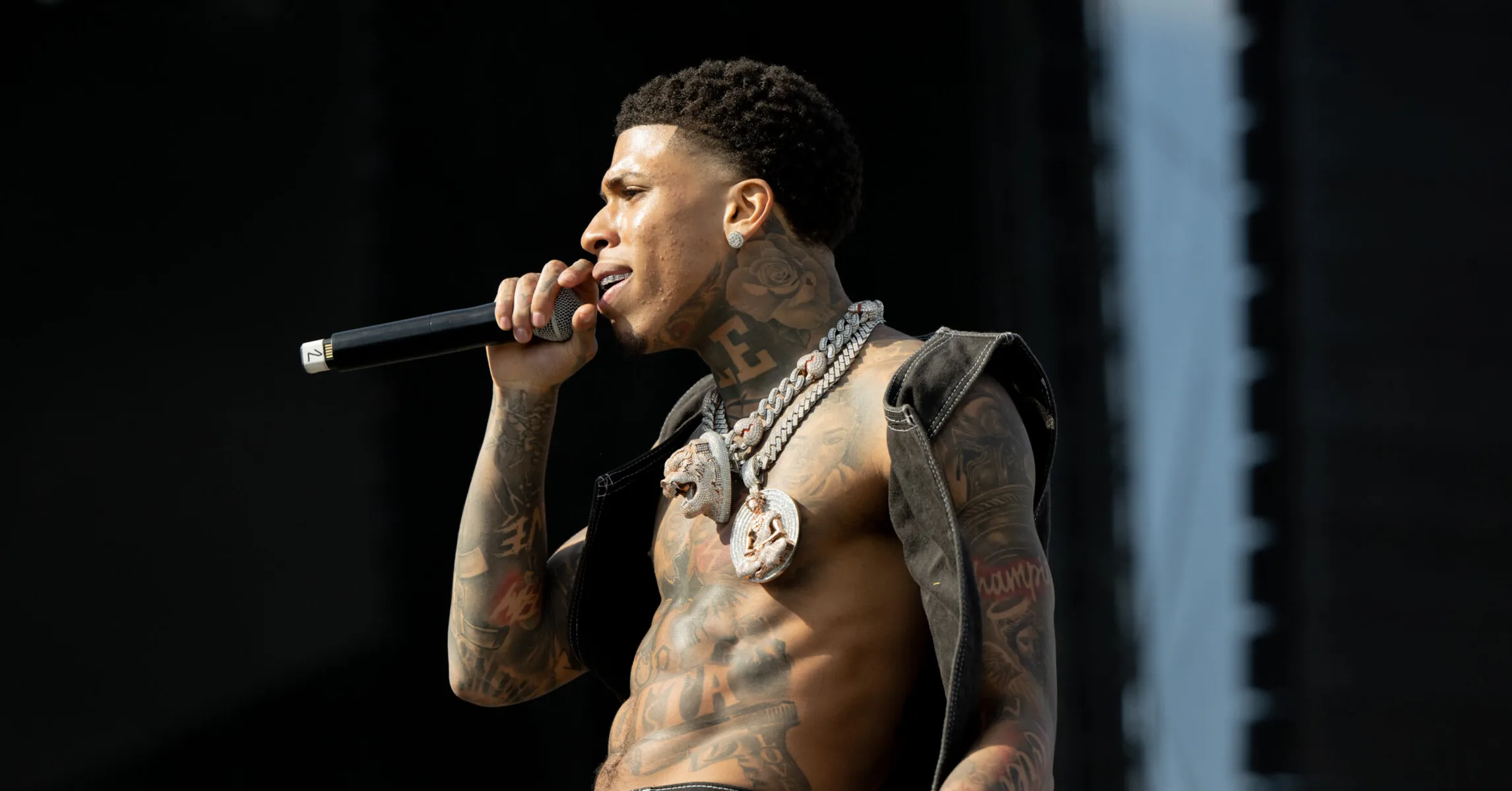 NLE Choppa's Parents Join Him On Stage For Performance Of Extremely ...