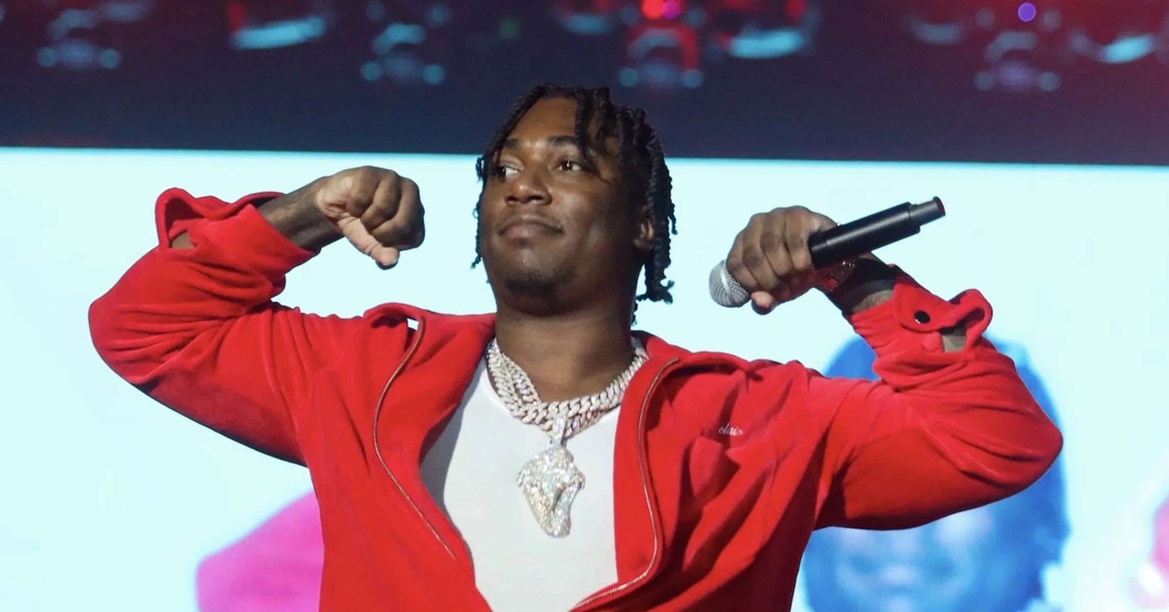 Fredo Bang Prompts Viral Debate After His Meet & Greet Photos With A ...