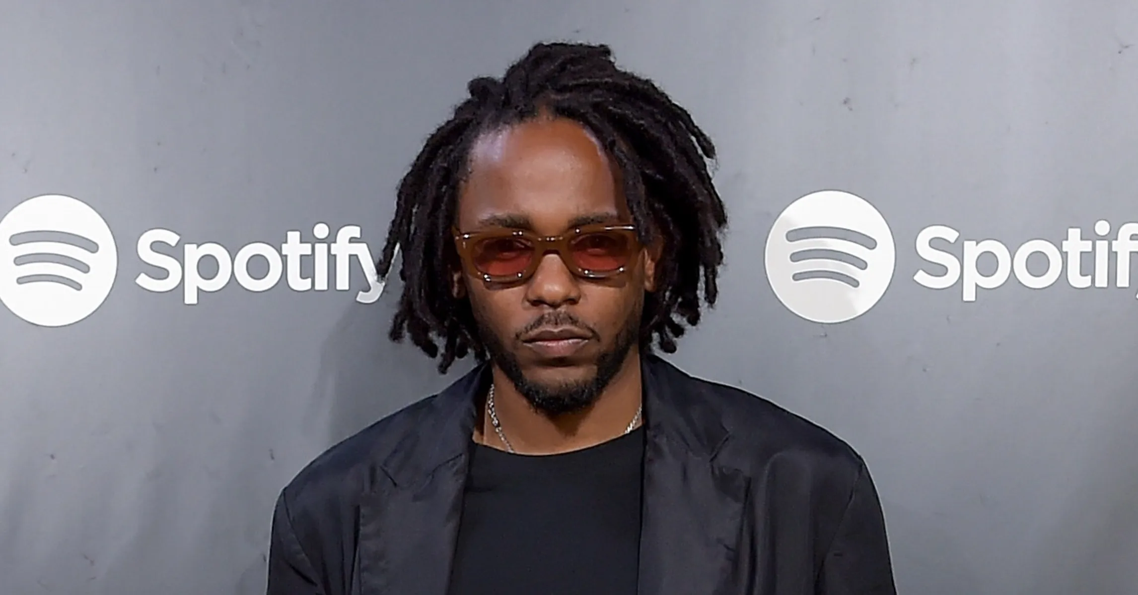 😱 Kendrick Lamar Draws Shocking Number Of Fans Hoping To Get Tickets To ...