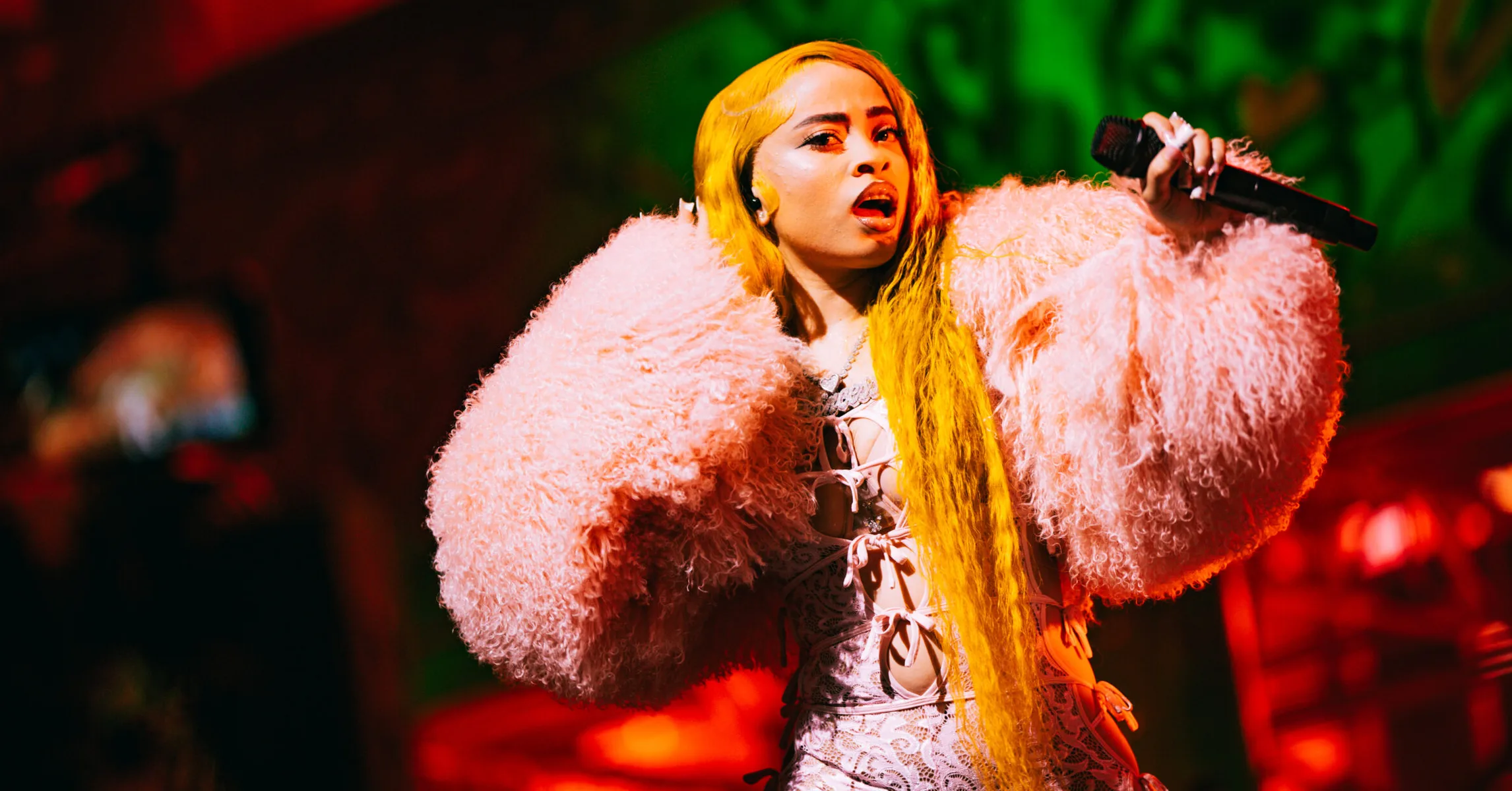 Ice Spice Is Cheeked Up In The Behind The Scenes Photos For "Phat Butt"