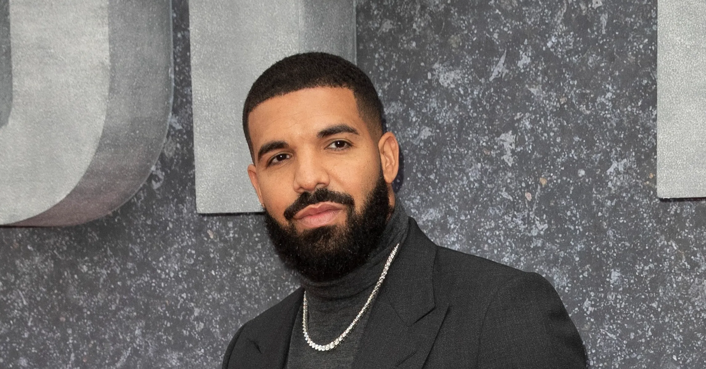 Drake Hints At “No Face” Featuring Playboi Carti Hitting Streaming ...