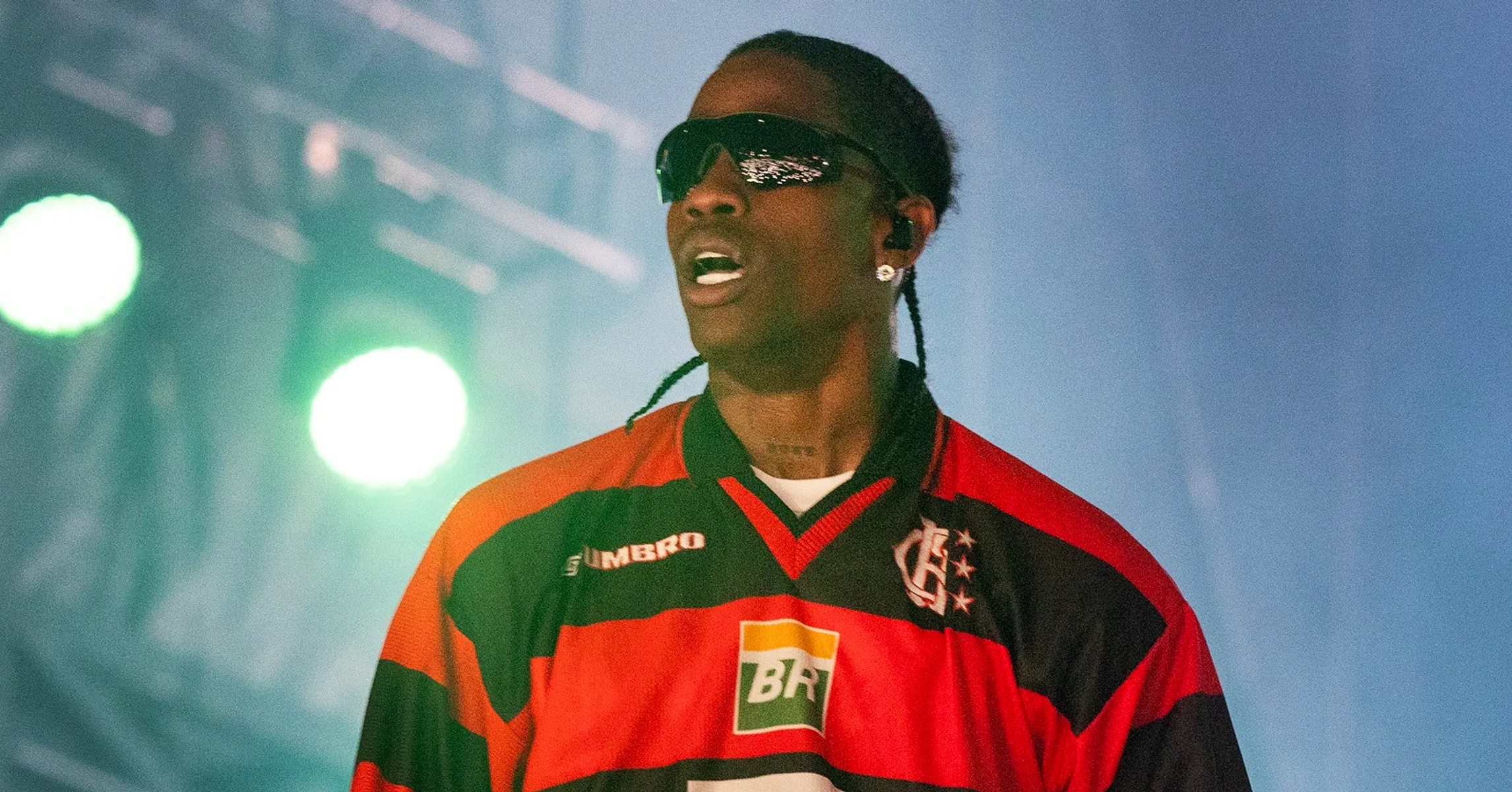 Travis Scott Goes Off On "Weird" Paparazzi For Following Him In Paris