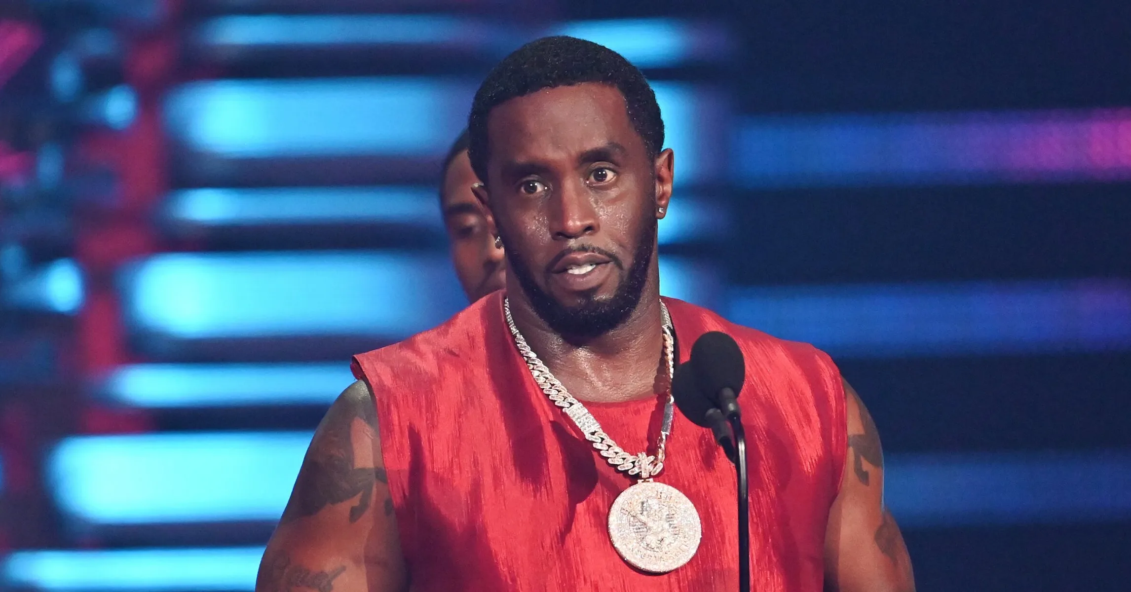 1090 Jake Theorizes That Diddy Could Get Stabbed In Prison