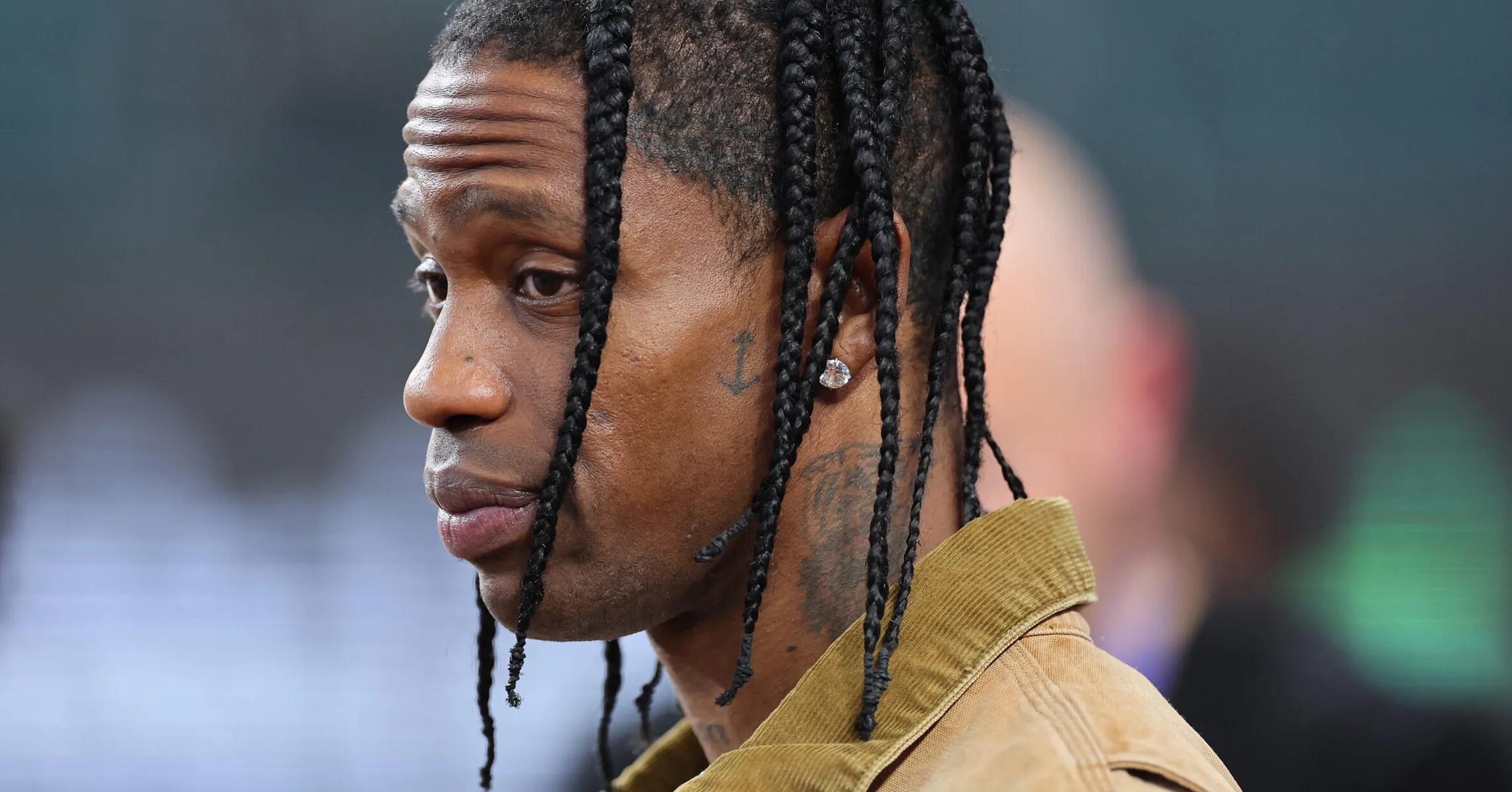 Travis Scott Fans Convinced That Billboard Orchestrated A Heist To Let ...