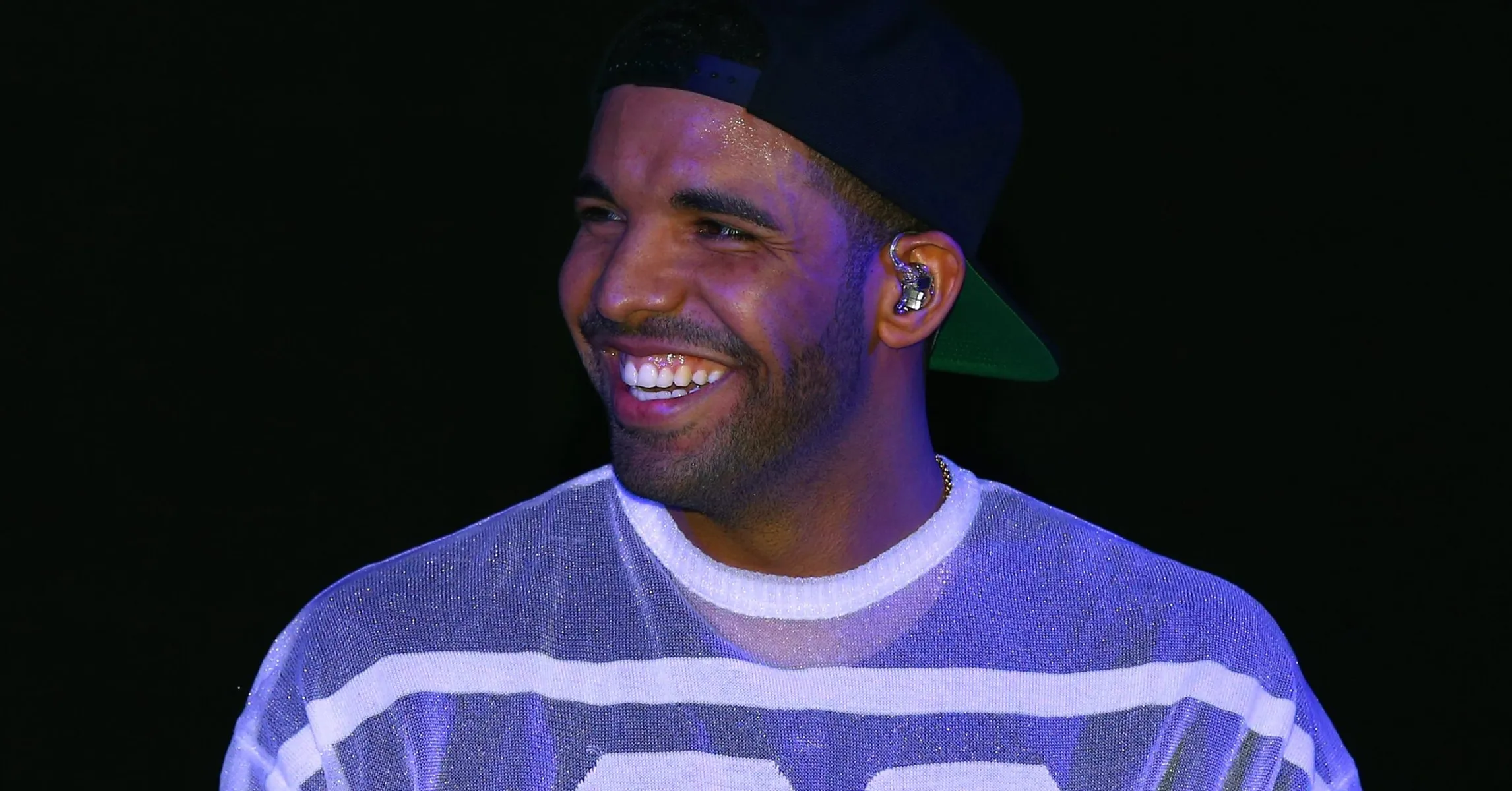 Drake All Smiles At The Club After Threatening UMG Over “Not Like Us”