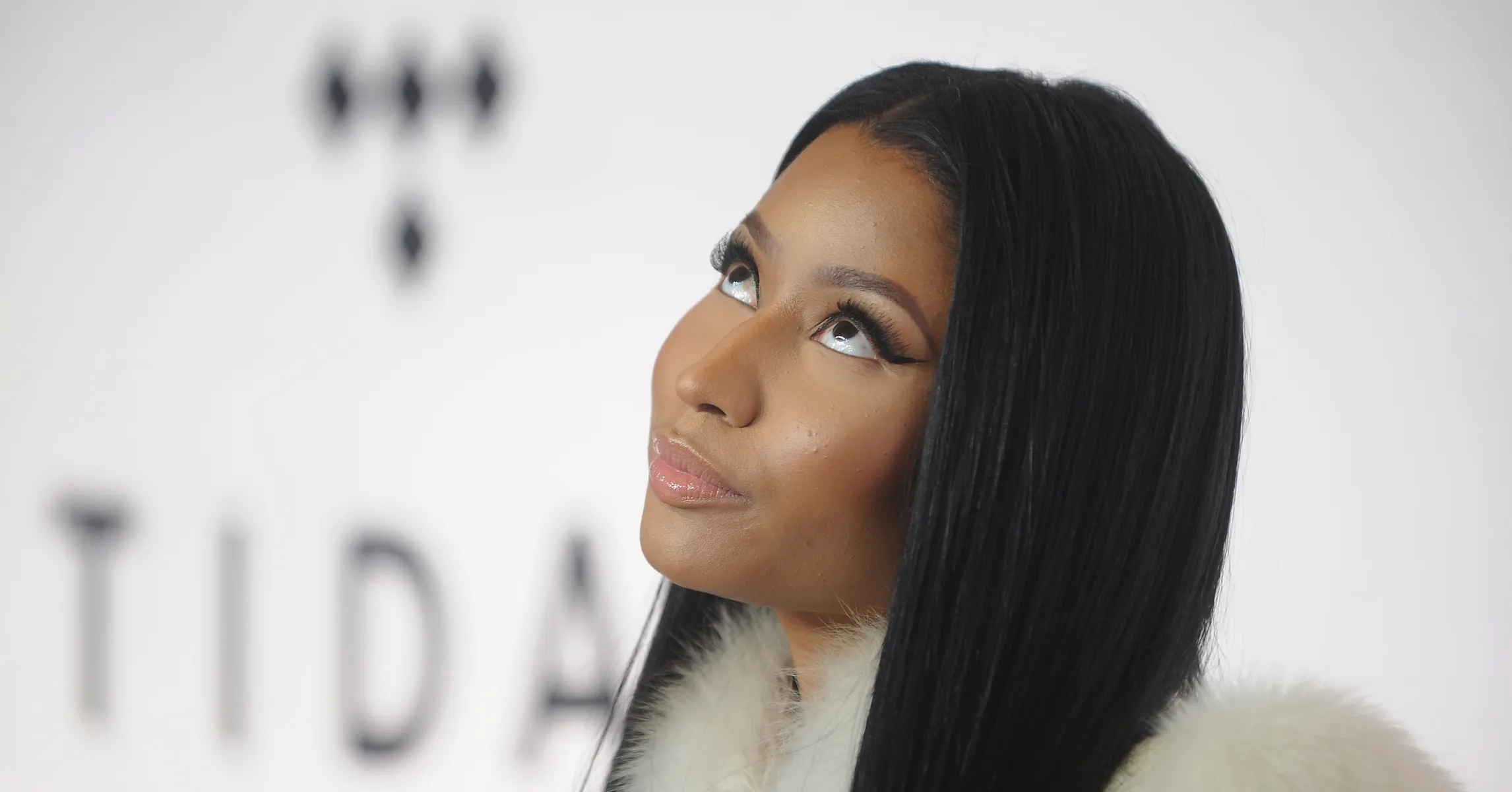 Nicki Minaj Still Boo'd Up In Booty-Grabbing Photos