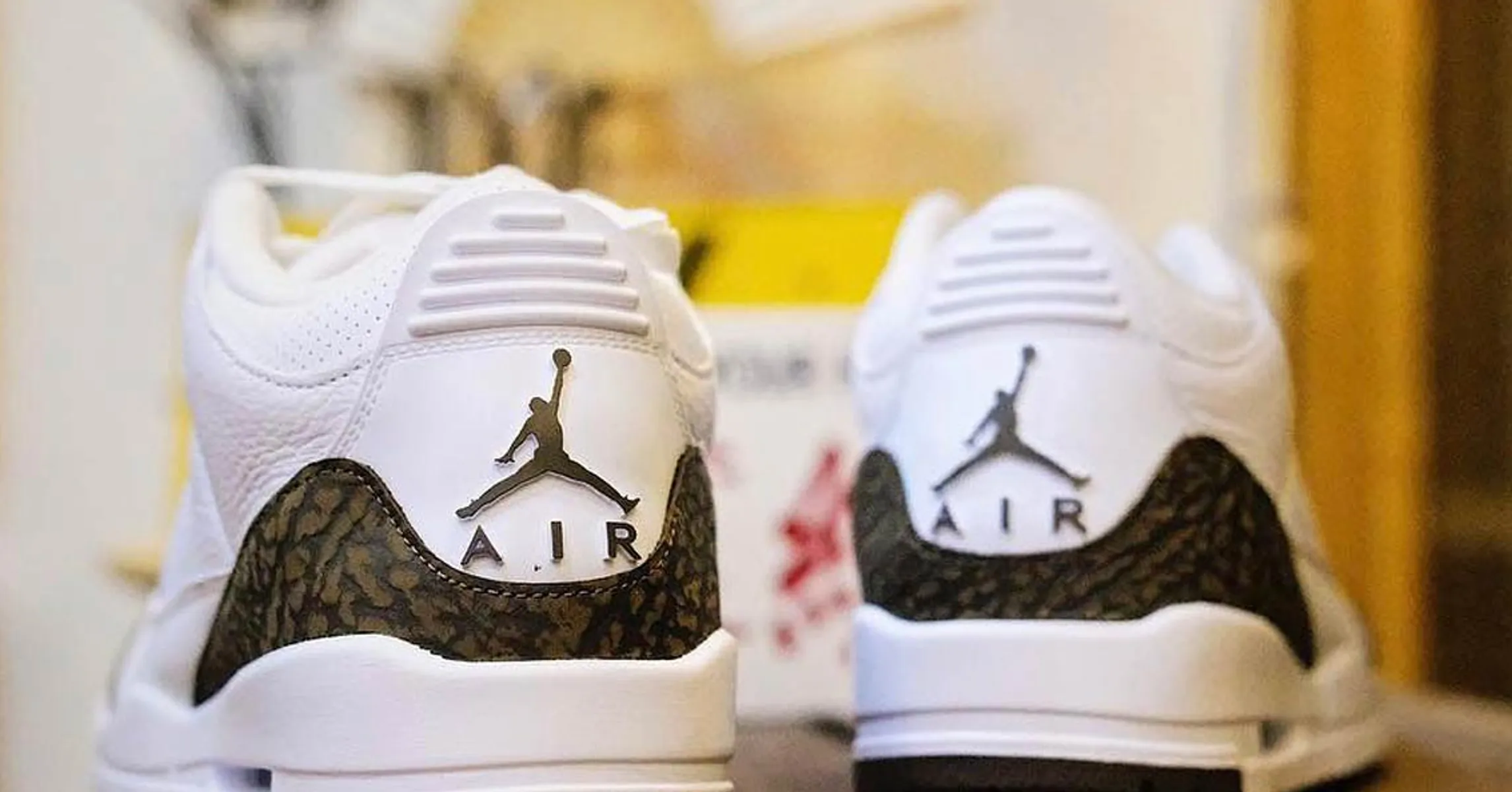 Air Jordan 3 "Mocha" Returning This Holiday Season: New Images