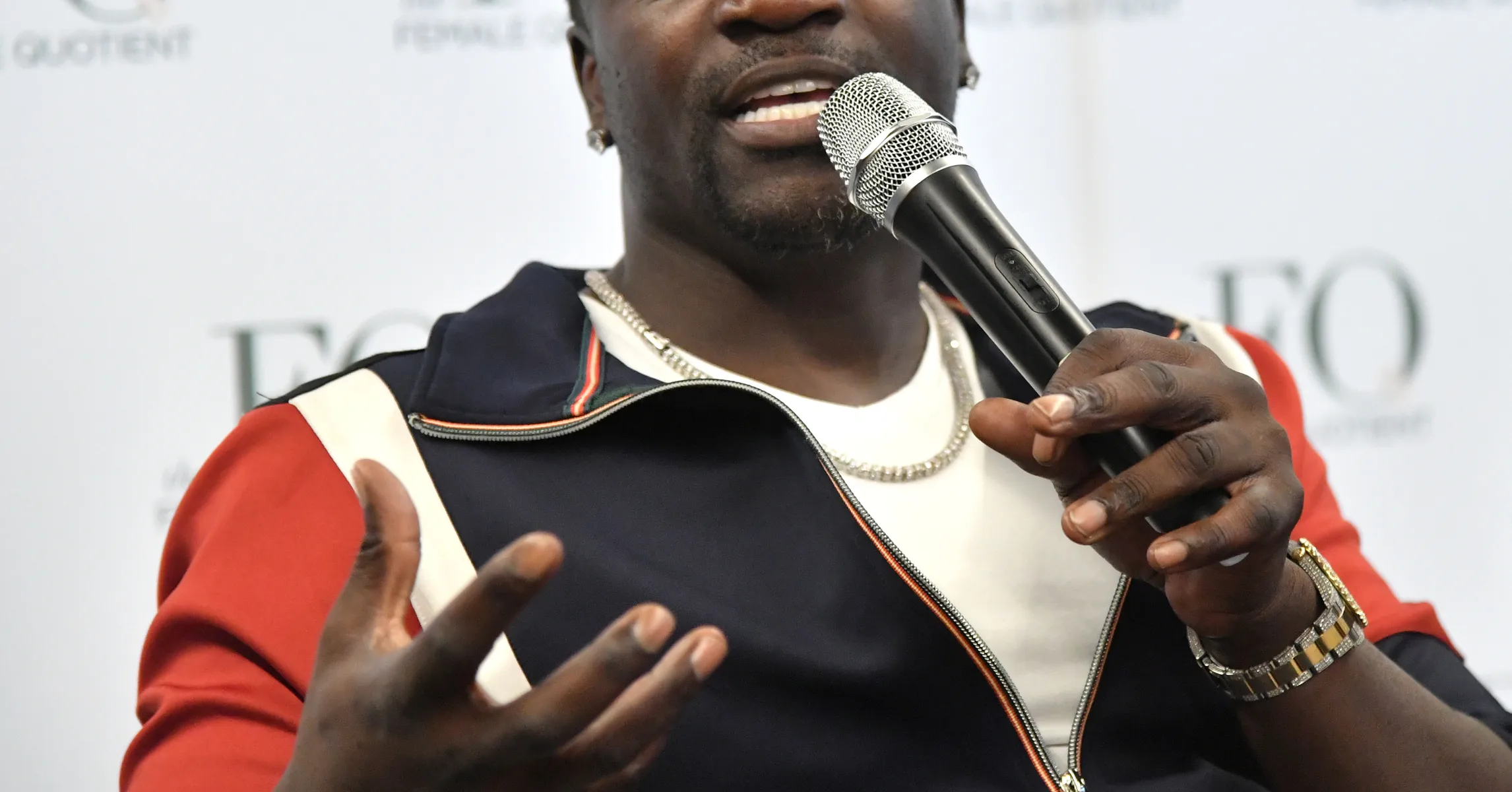 Akon Gets Reamed Out By Fans For Collaborating With 6ix9ine