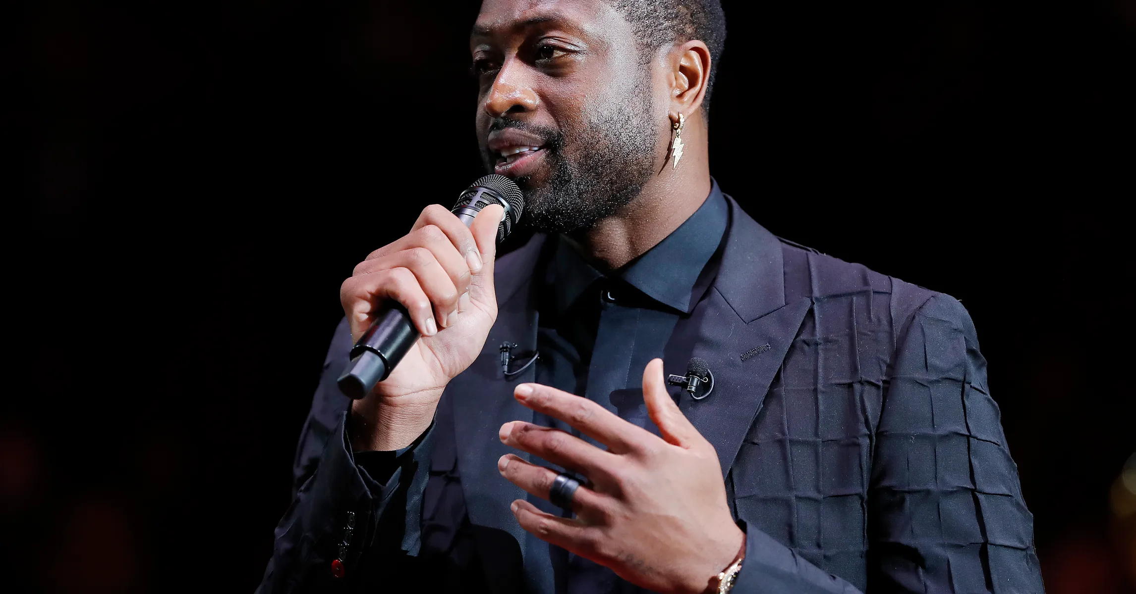 Dwyane Wade Reveals Miami Heat-Inspired Hairstyle