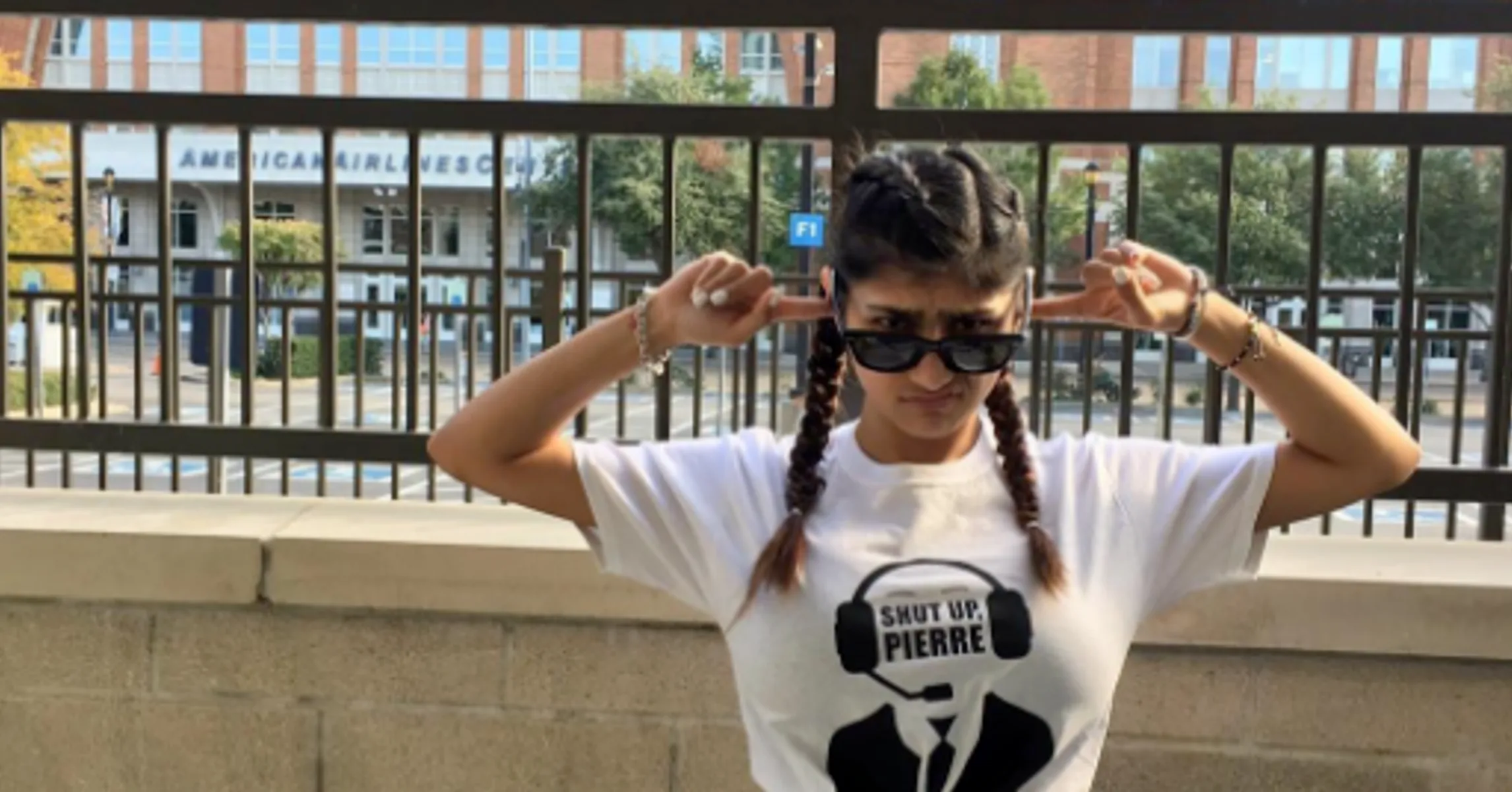 Petition To Make Porn Star Mia Khalifa Ambassador To Saudi Arabia Goes ...