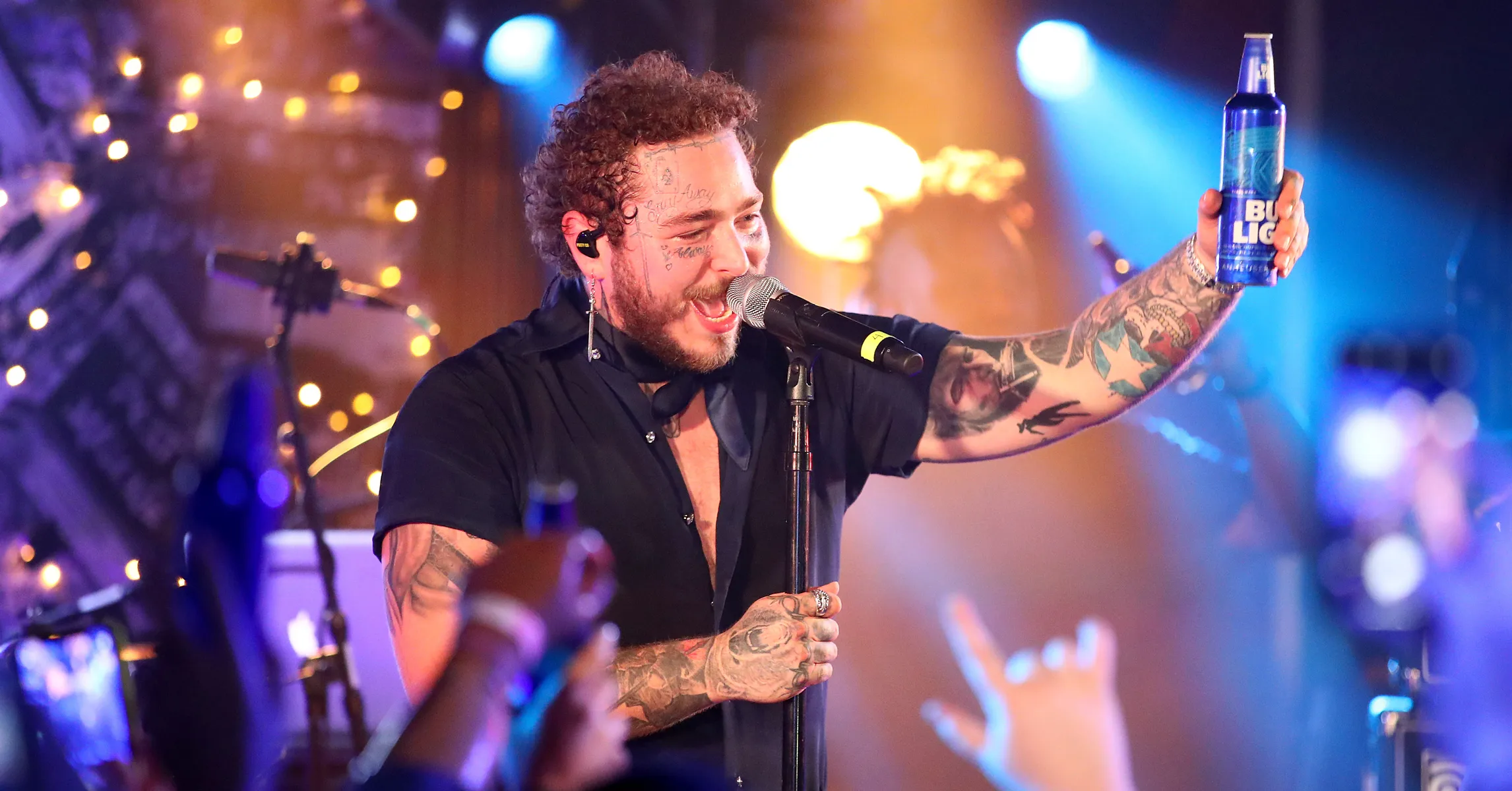 Post Malone's Facial Expression While Getting Flashed Is The Greatest Meme