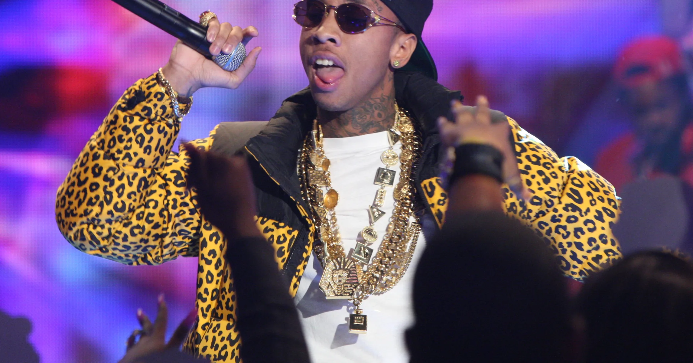 Tyga Announces Album Release Date For "The Gold Album" [Update: Album ...