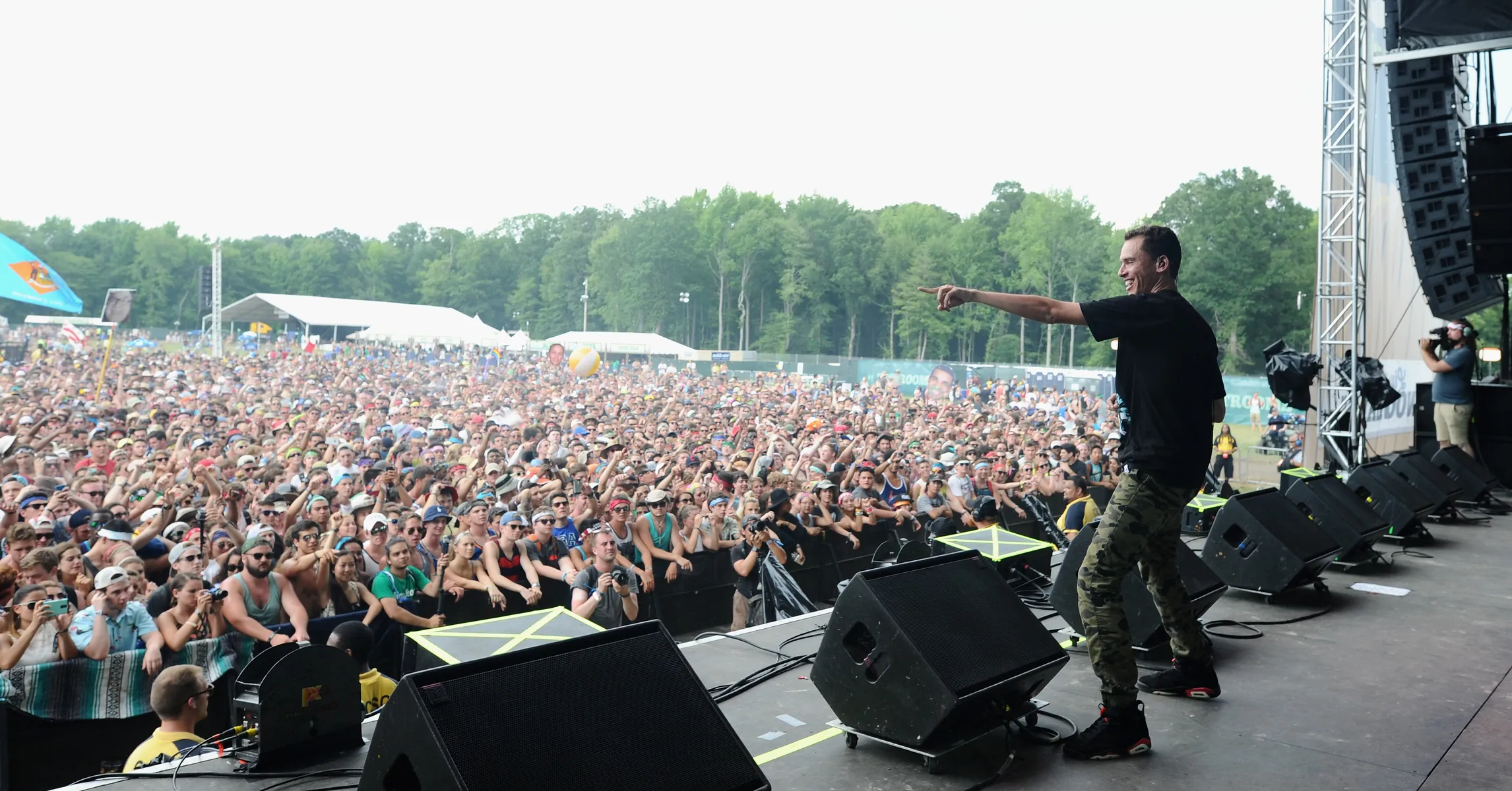 Logic Crowns Himself "The Biggest Rapper From The DMV" In Interview