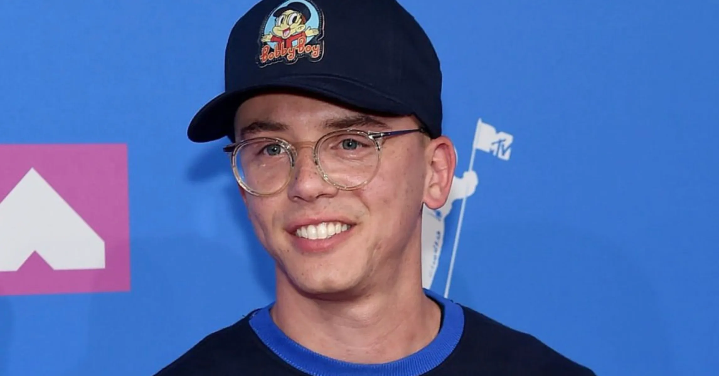 Logic Brings Disabled Fan On Stage After Teen Was Being Bothered By Crowd