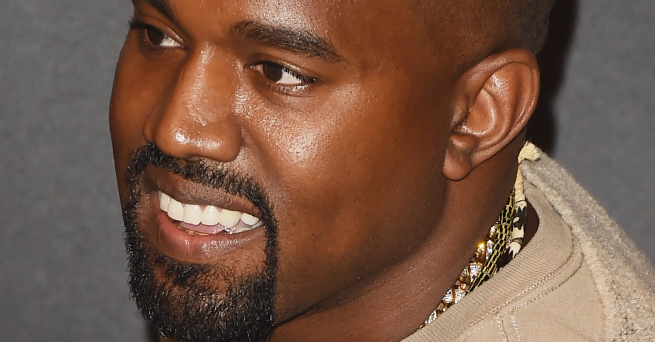 Kanye West Reveals 'My Beautiful Dark Twisted Fantasy' Tracklist