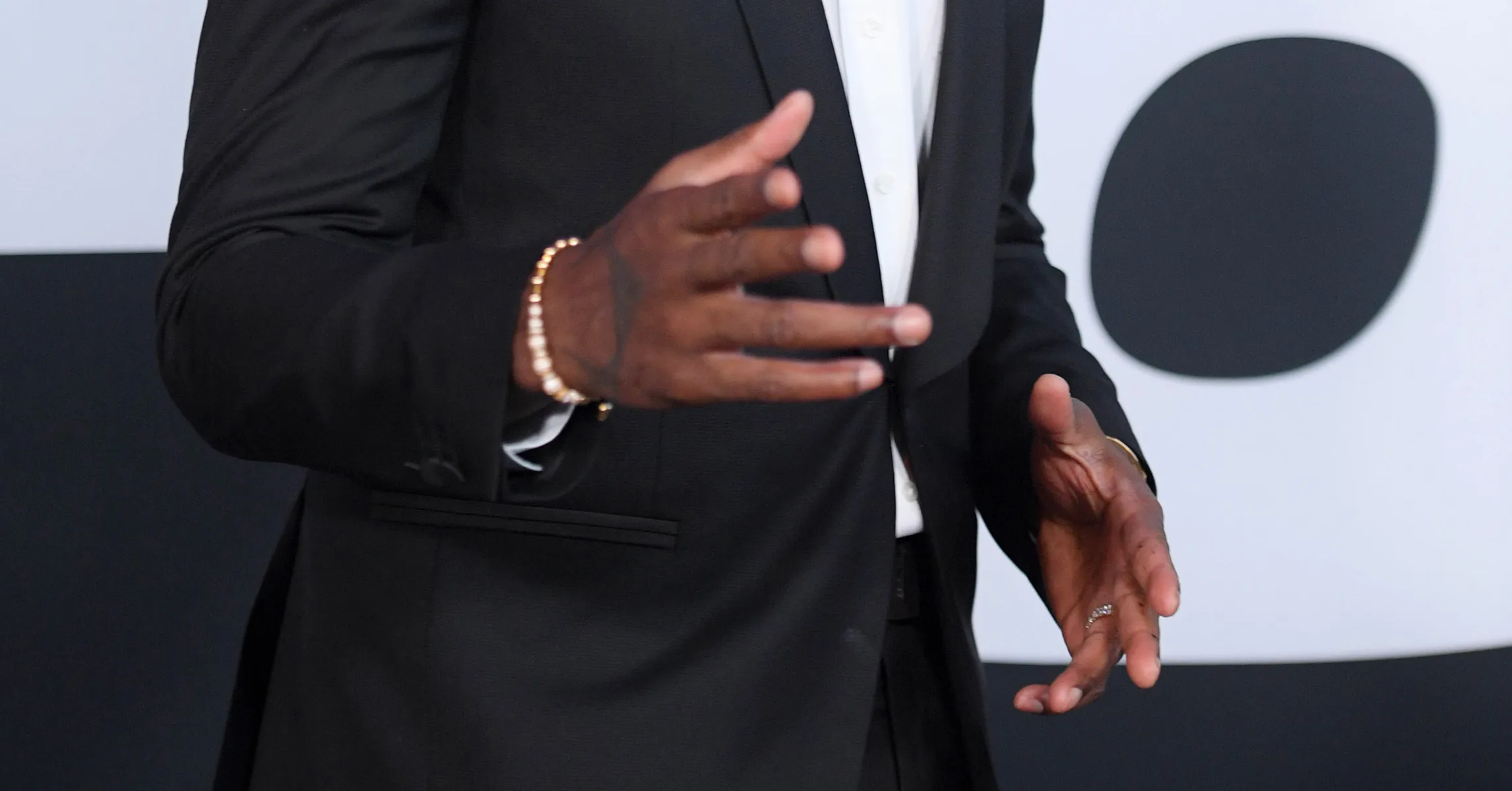 Tyrese Continues To Tease "Baby Boy 2" With Taraji P. Henson Photo