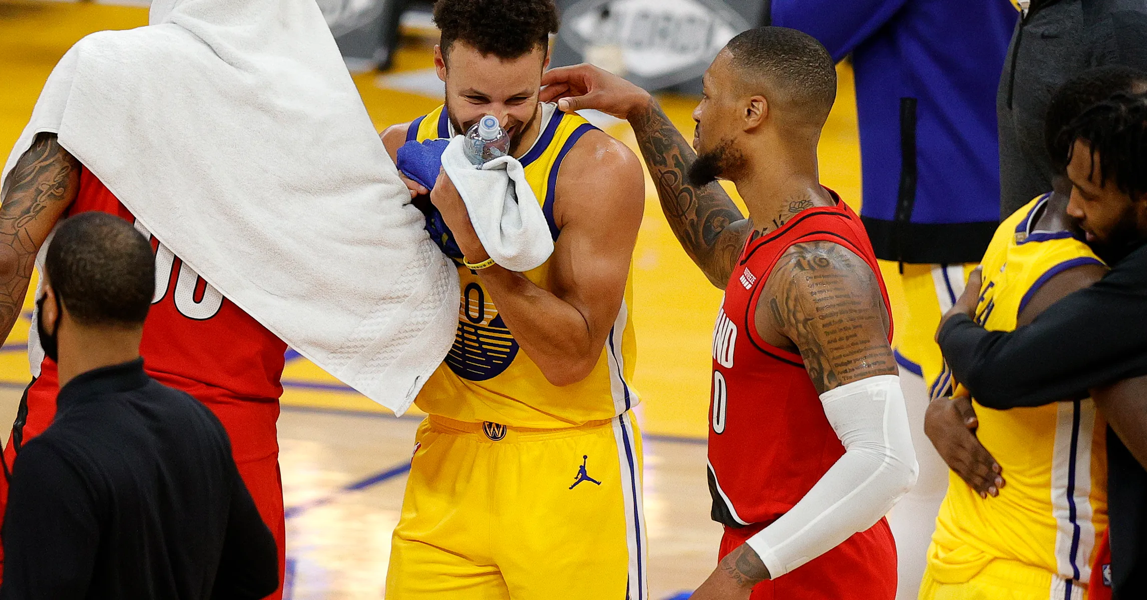 Damian Lillard Shows Respect To Steph Curry After Criticizing Him