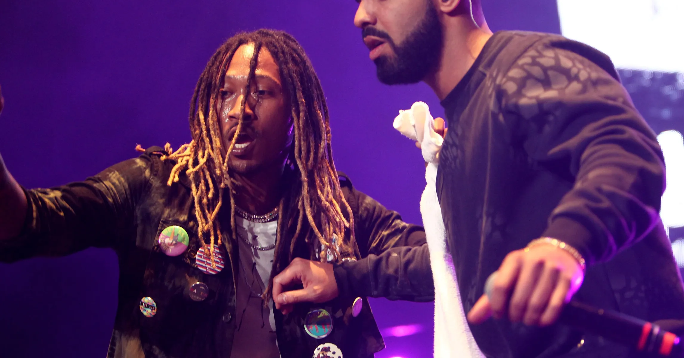 Future Surprises Wireless Festival Fans By Bringing Out Drake During ...
