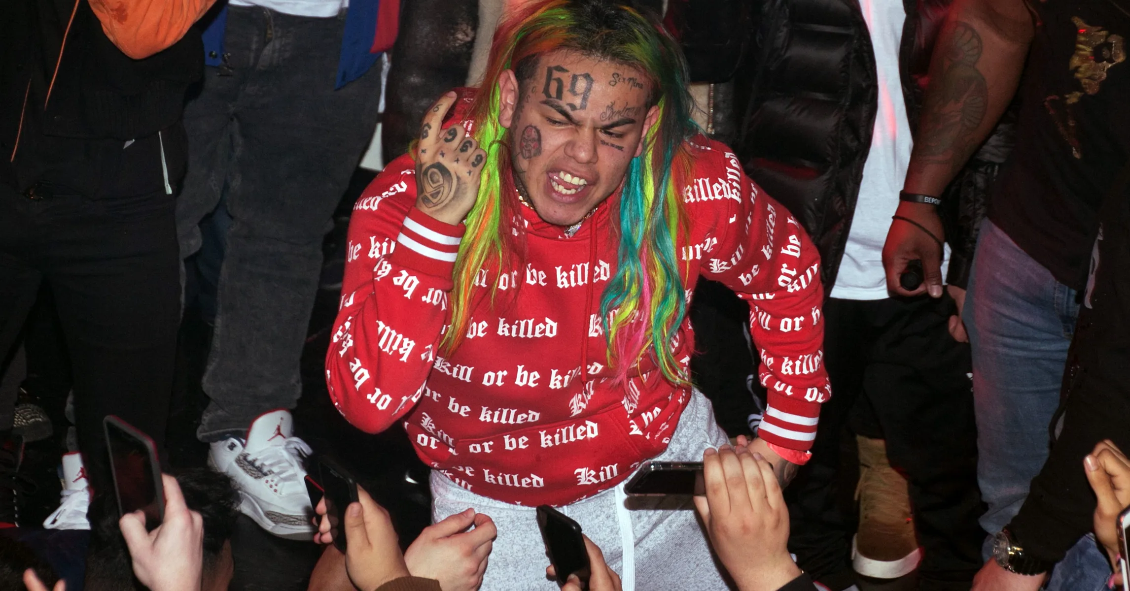 Tekashi 6ix9ine Drops $22k On Rainbow Rings & Grill