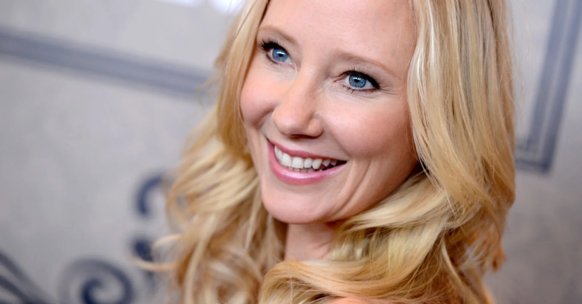 Anne Heche Deadly Car Crash Timeline Reveals She Sat In Burning Vehicle ...