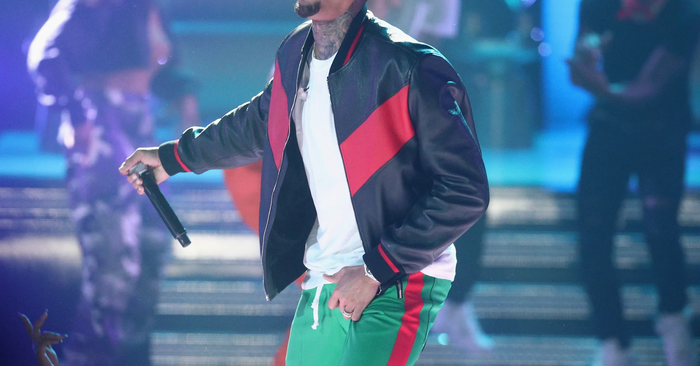 Chris Brown Releases Deluxe Edition Of “Heartbreak On A Full Moon” With ...