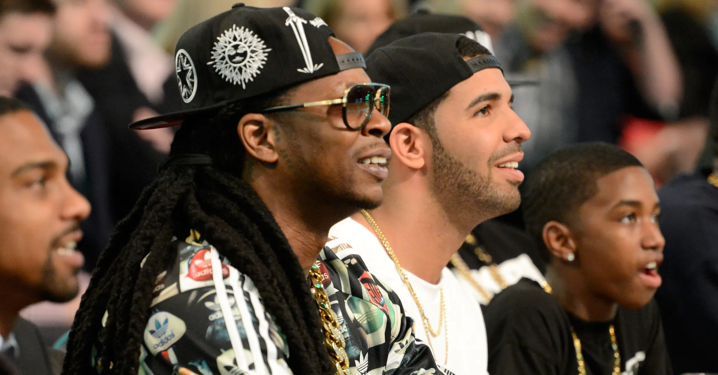 Drake & 2 Chainz Clown Courtside Karen For Heckling LeBron James