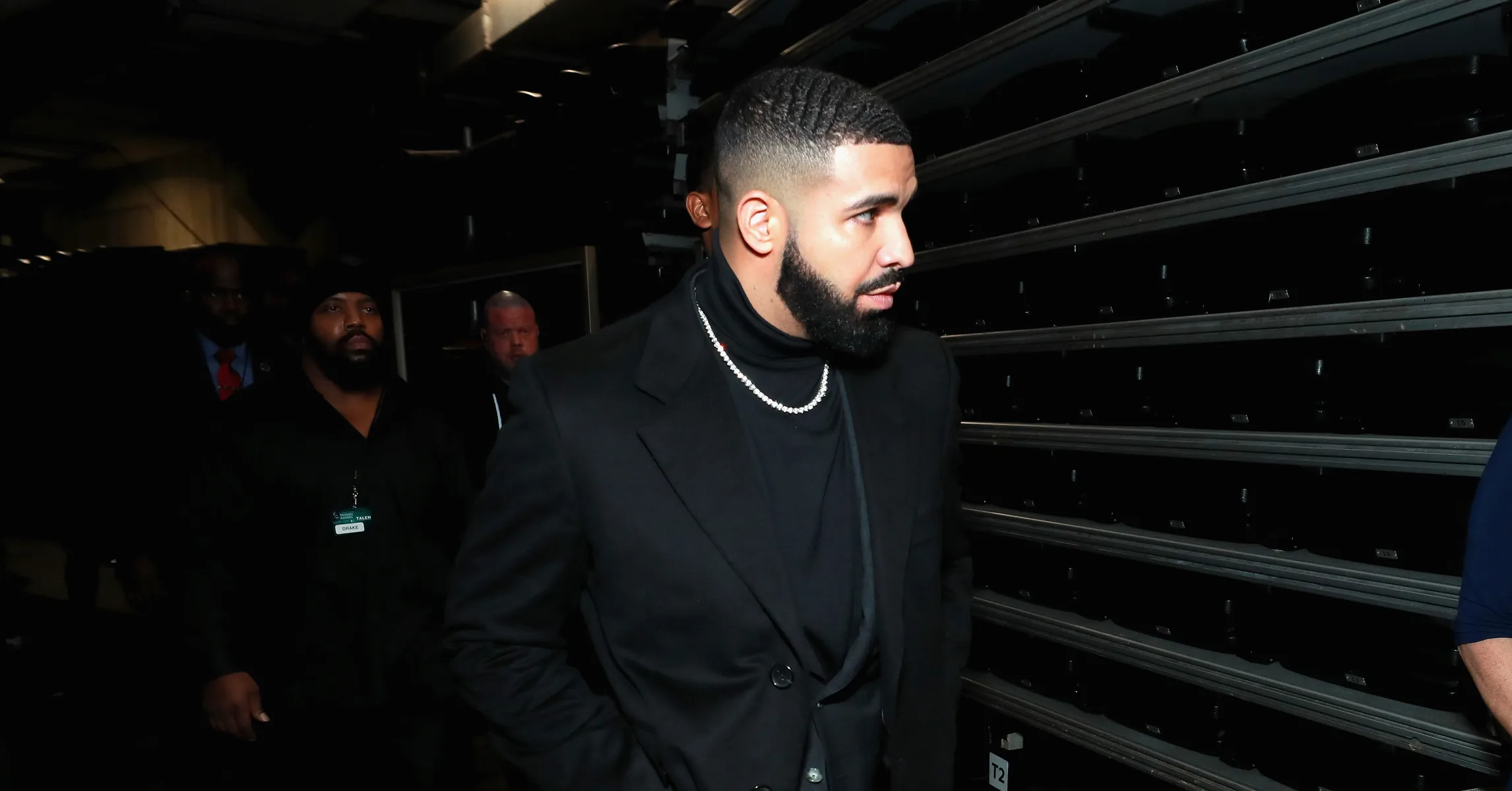 Drake Celebrates Virgil Abloh With Abloh Engineering Private Jet ...