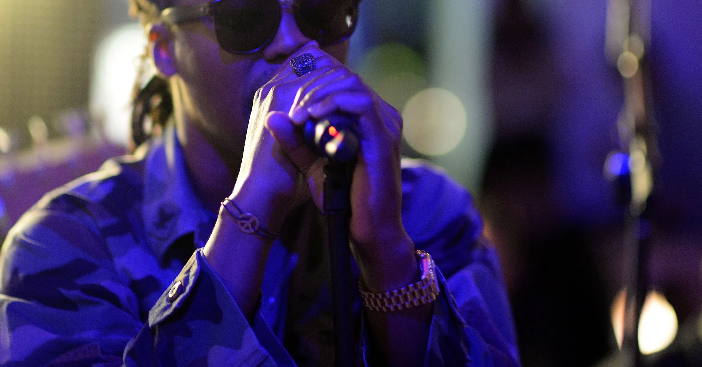 Lupe Fiasco Reveals Album Cover & Confirms Tracklist For “DROGAS Light”