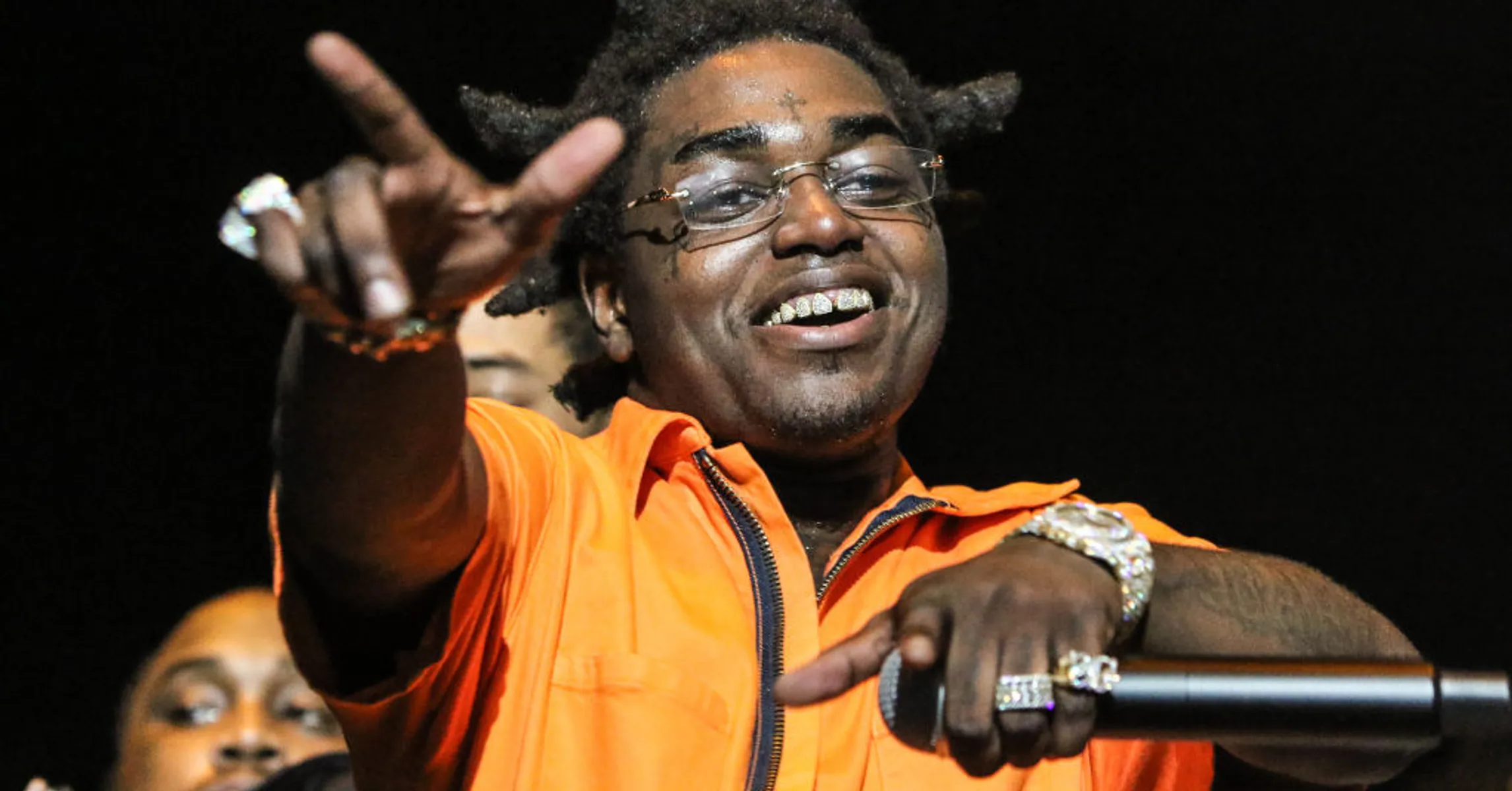 Kodak Black Returns: New Hair, New Forehead Tattoo, New Jewelry