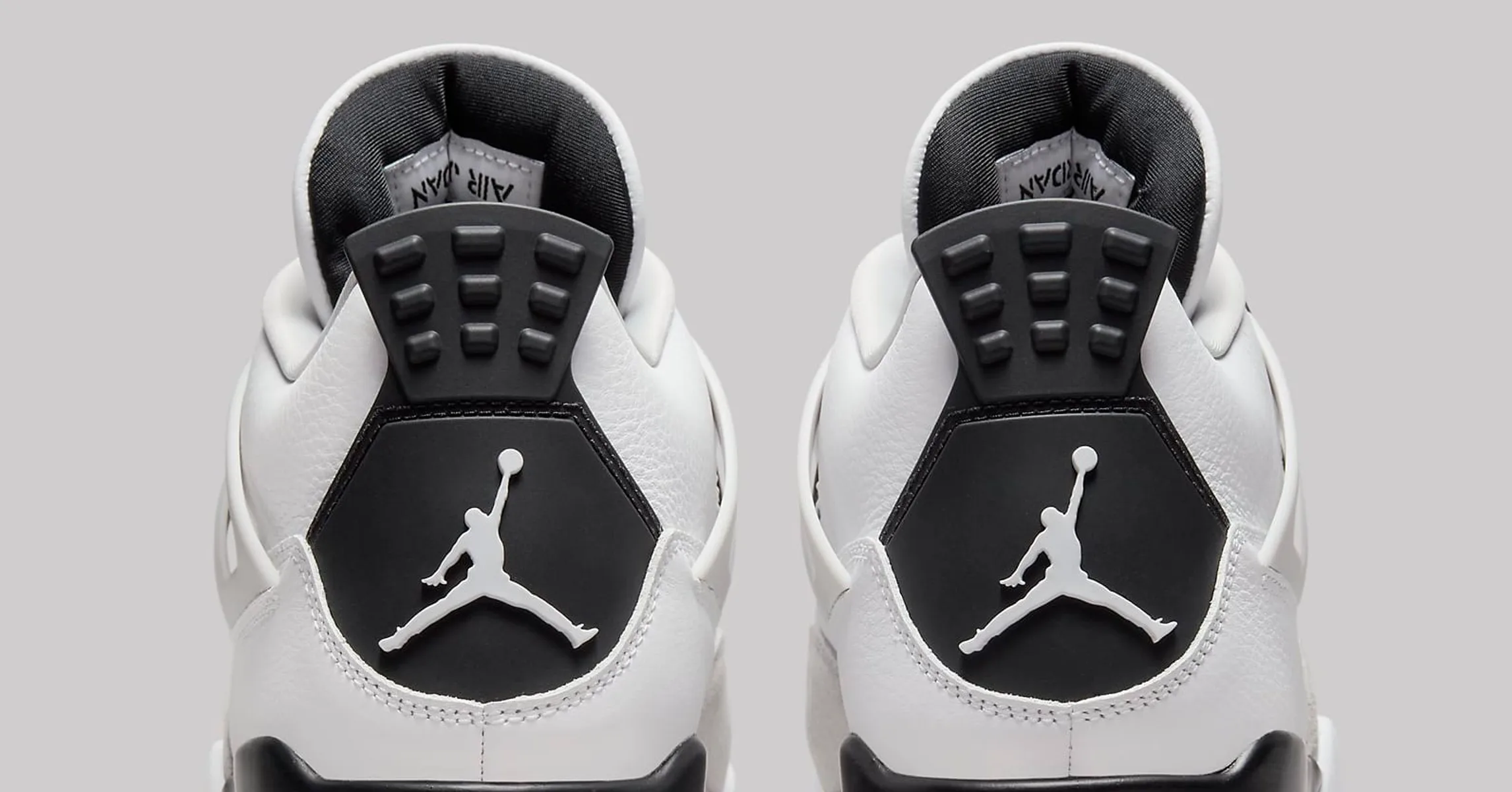 Air Jordan 4 "Military Black" Officially Unveiled: Photos