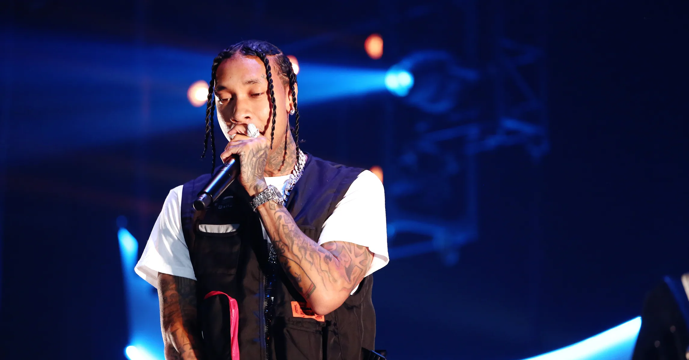 Tyga Is Obsessed With These Twerk Videos To His "Macarena" Remix