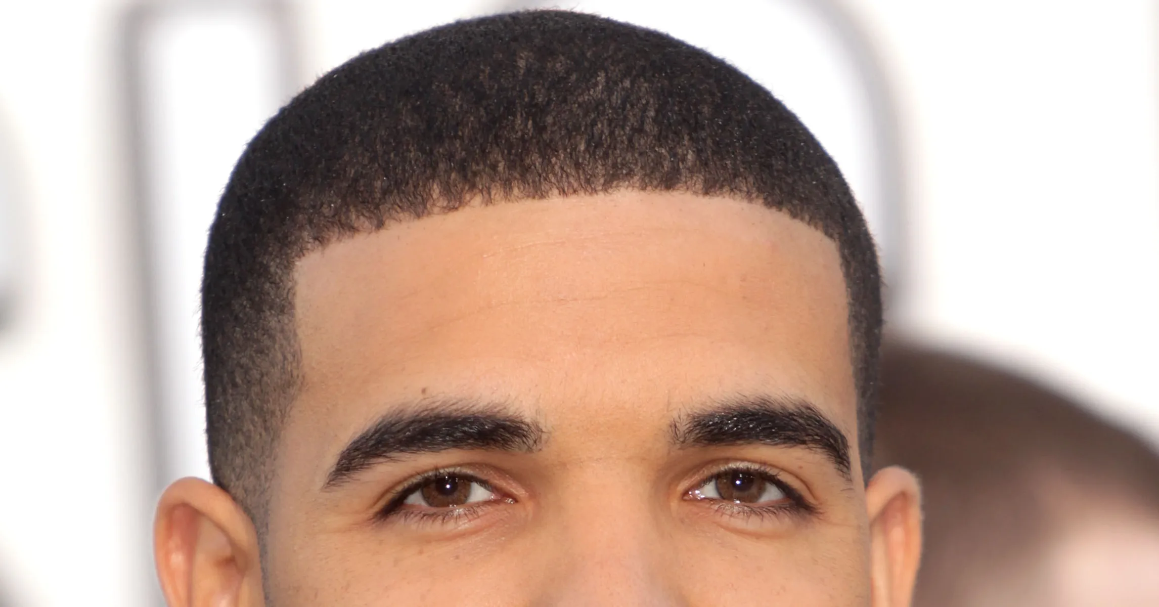 Drake Posts Rare Picture With Sade