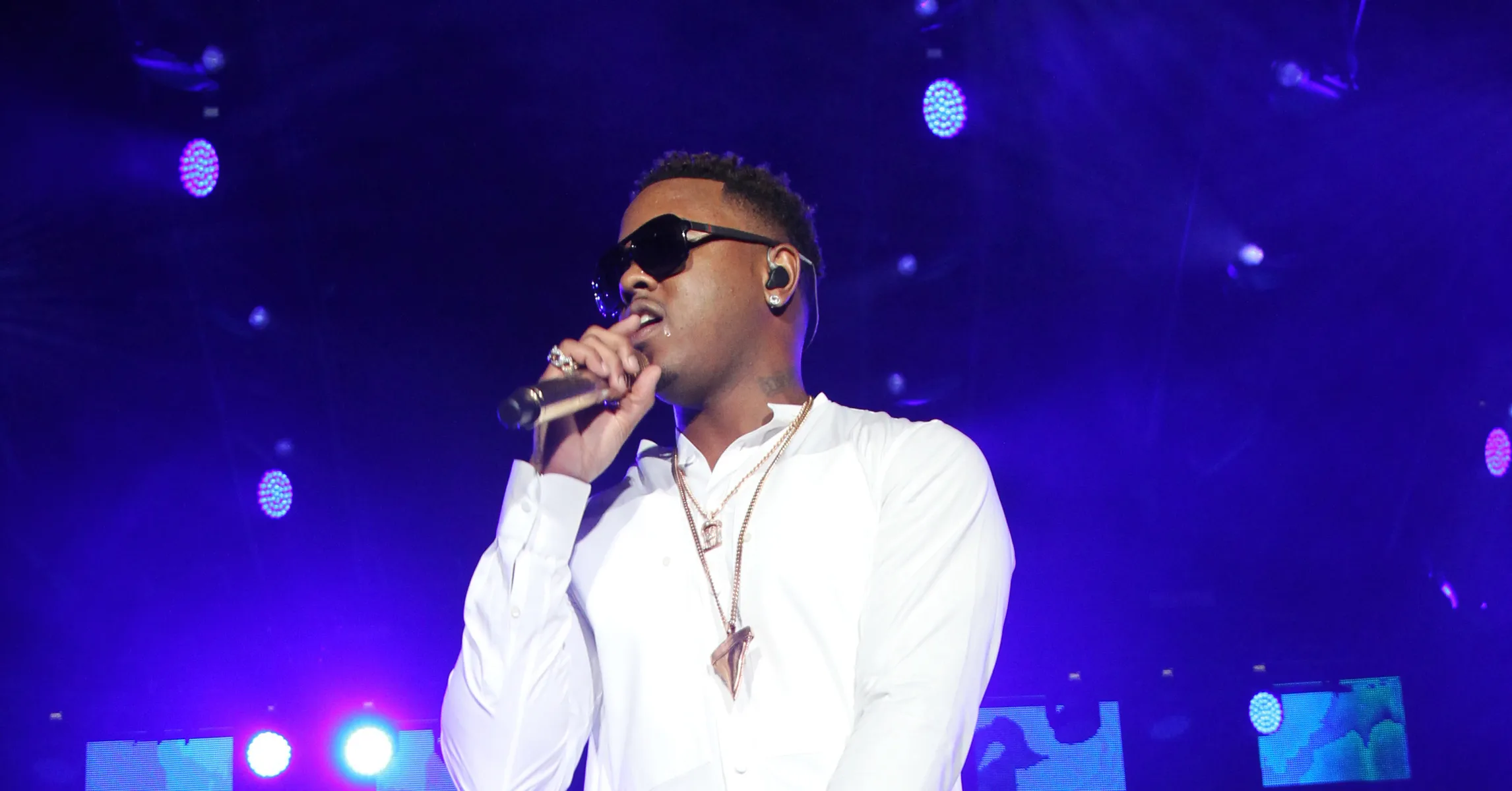 Jeremih Changes Album Title To "Late Nights: The Album", Reveals ...