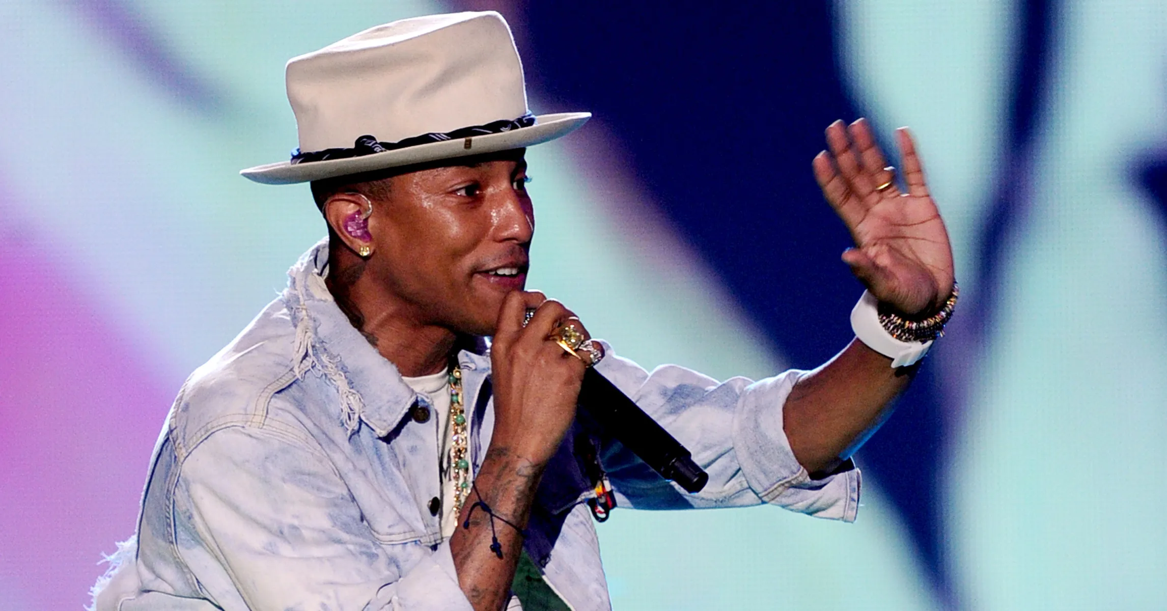 Pharrell Criticized For Endorsing Israeli Defense Forces By Pro ...