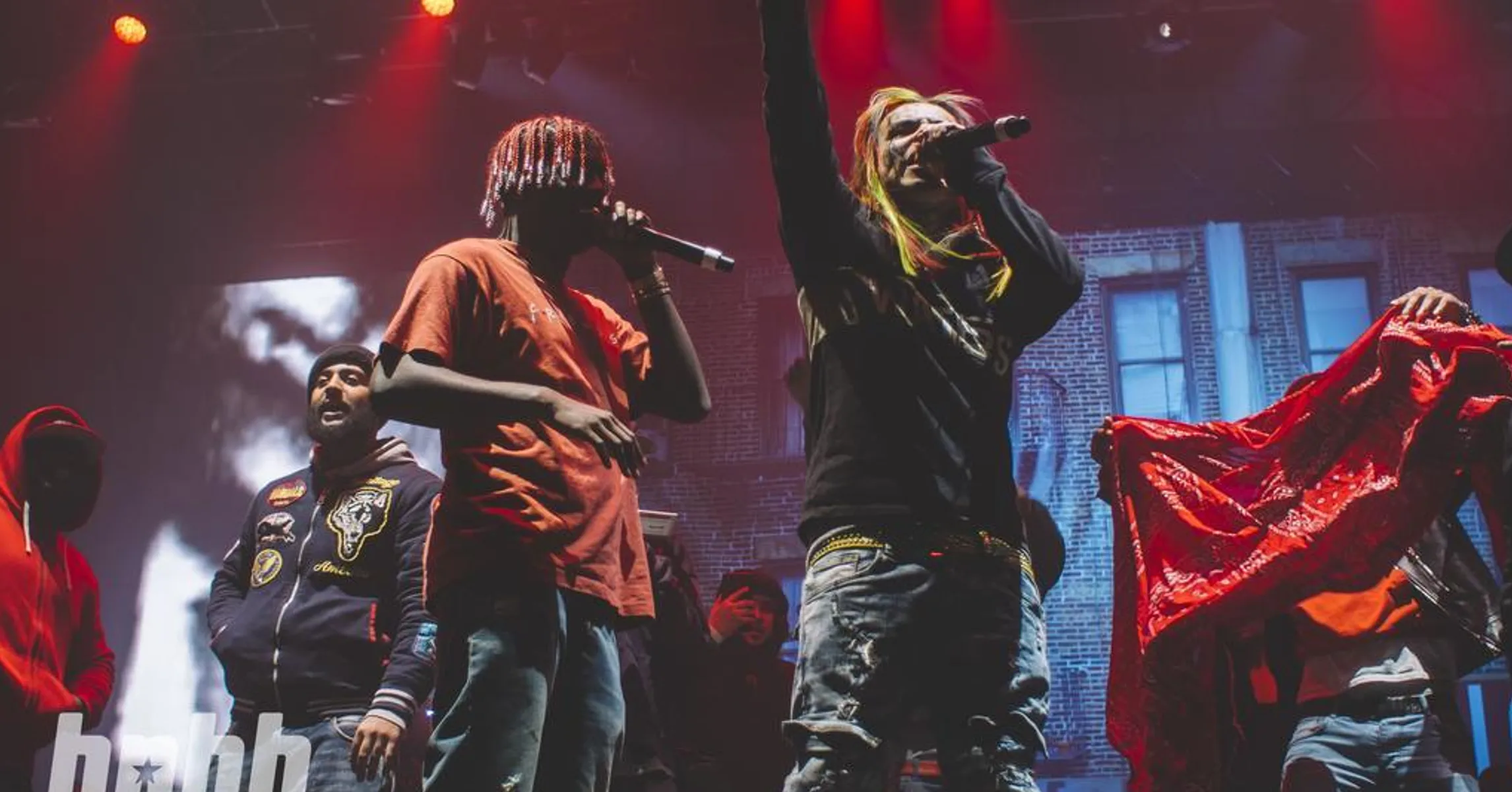 Tekashi 6ix9ine Packs Major Heat In Miami, Toting Machine Guns