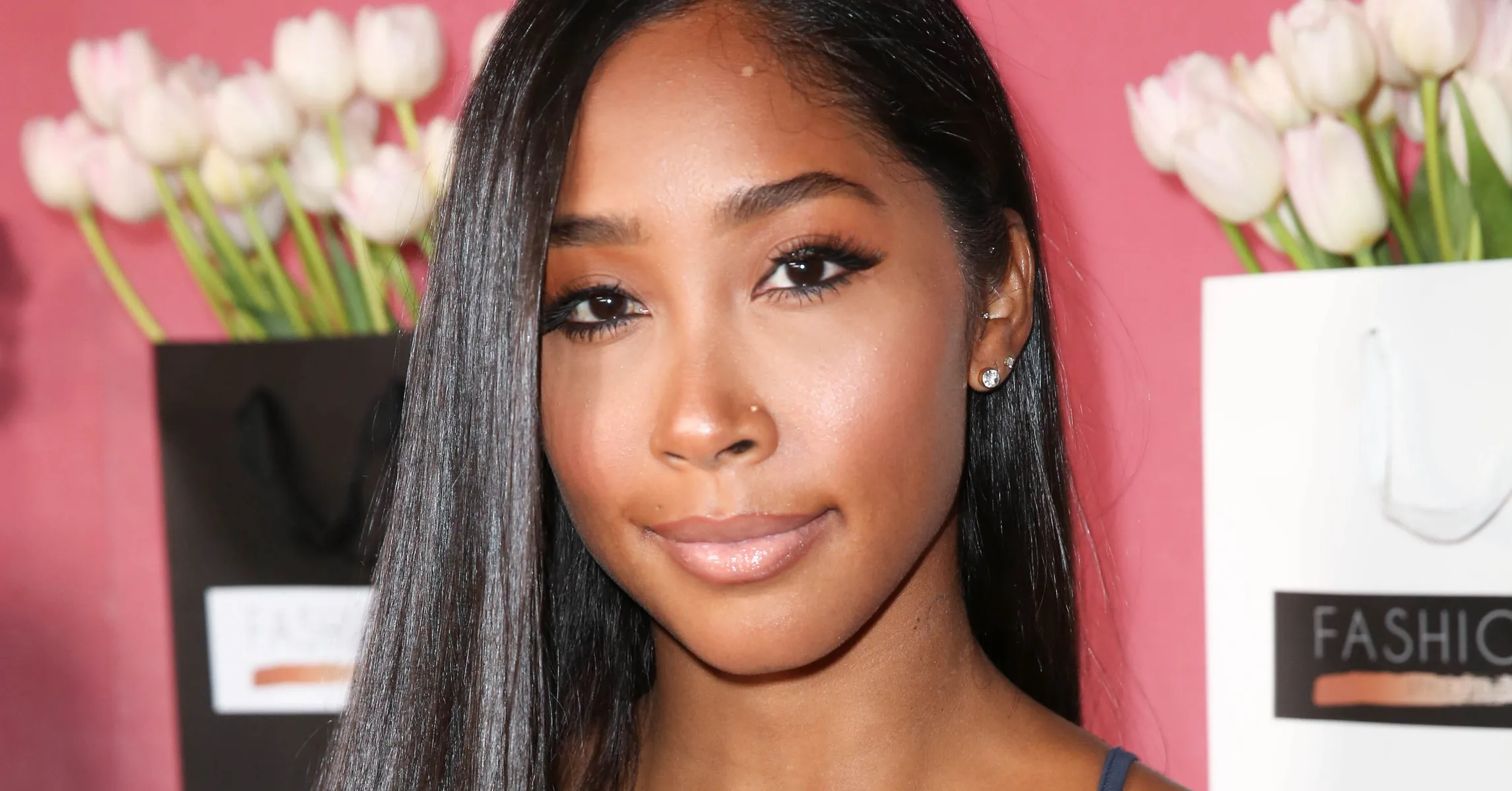 Instagram Gallery: Apryl Jones In Her Modeling Bag