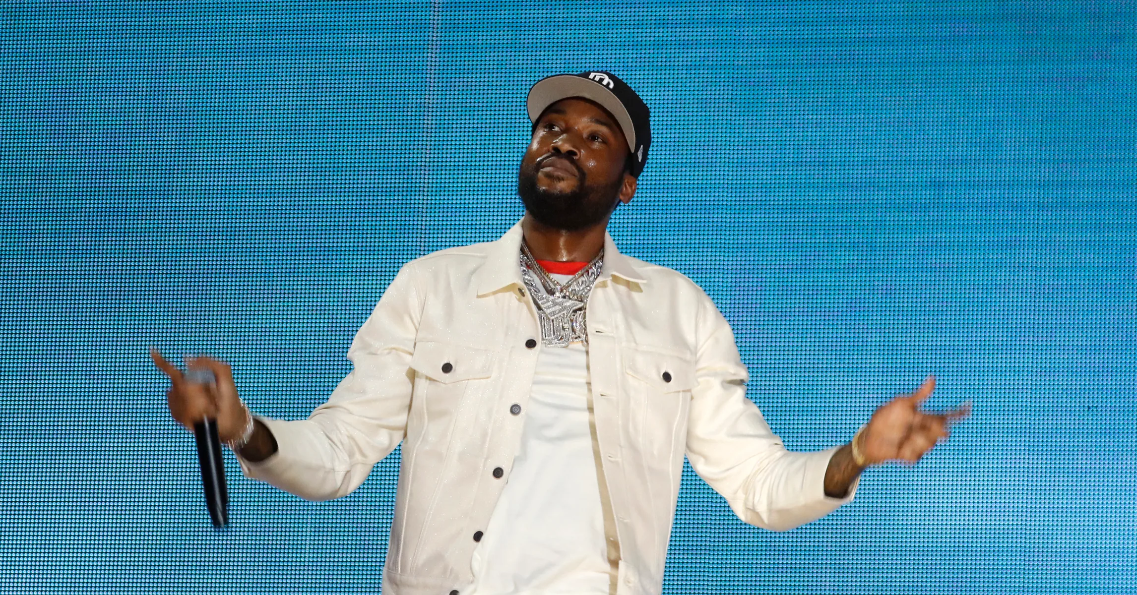 Meek Mill Chooses Between "Expensive Pain" And "Championships"