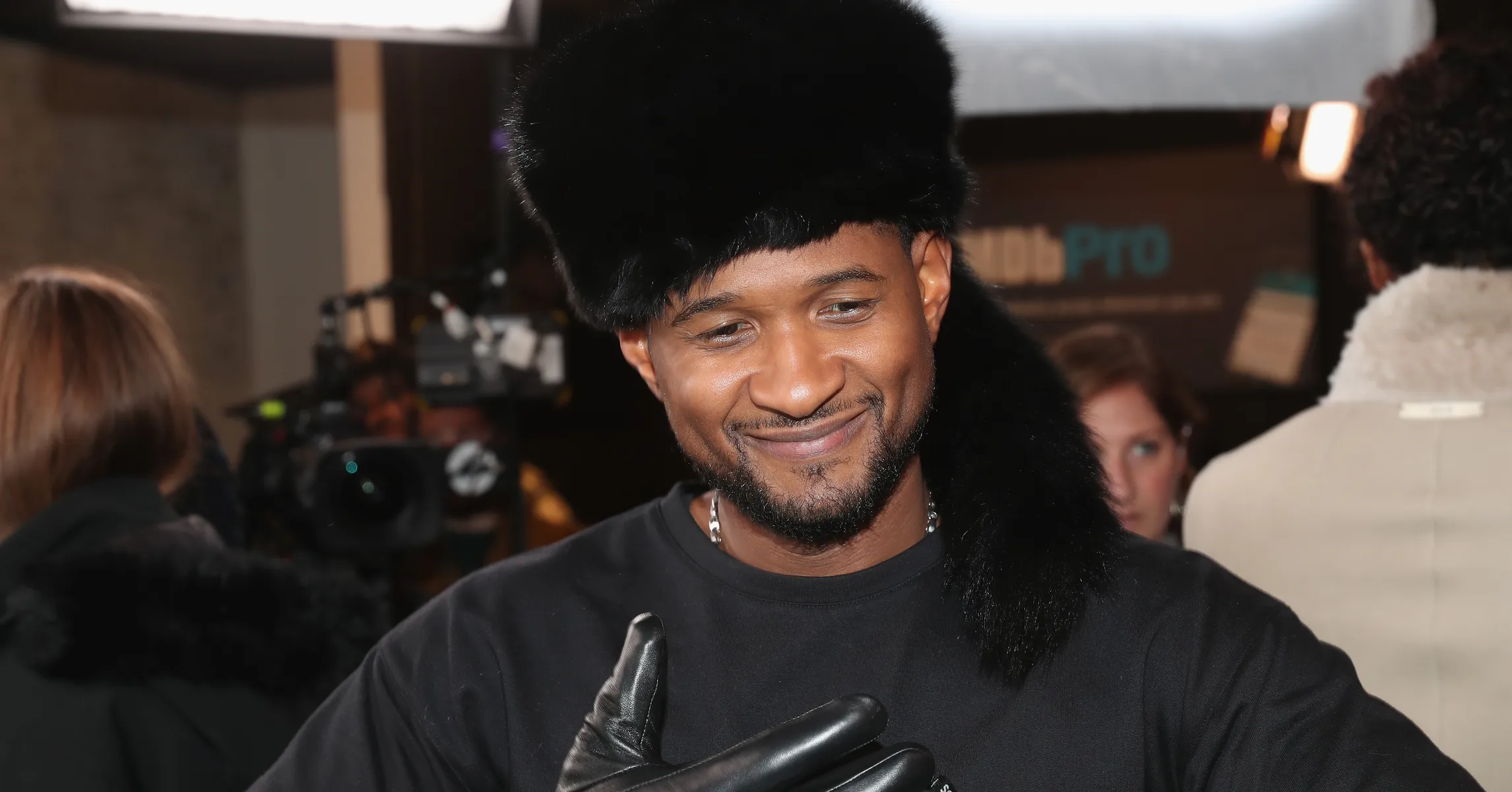 Tracklist Revealed For Usher’s “Hard II Love” Album