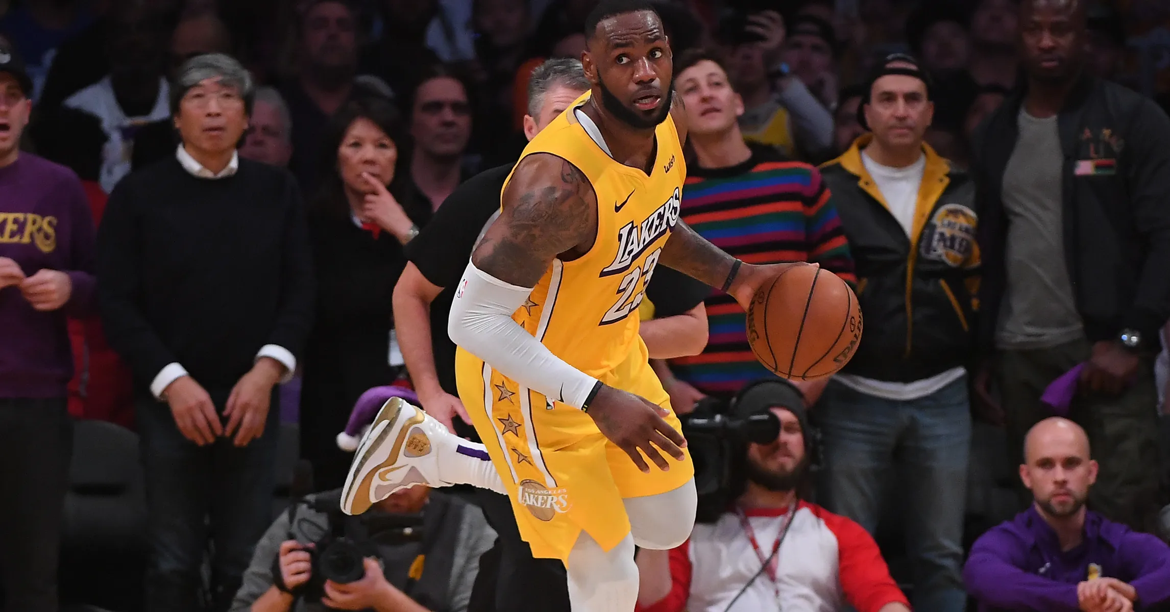 LeBron James Breaks Impressive NBA Record During Lakers Win