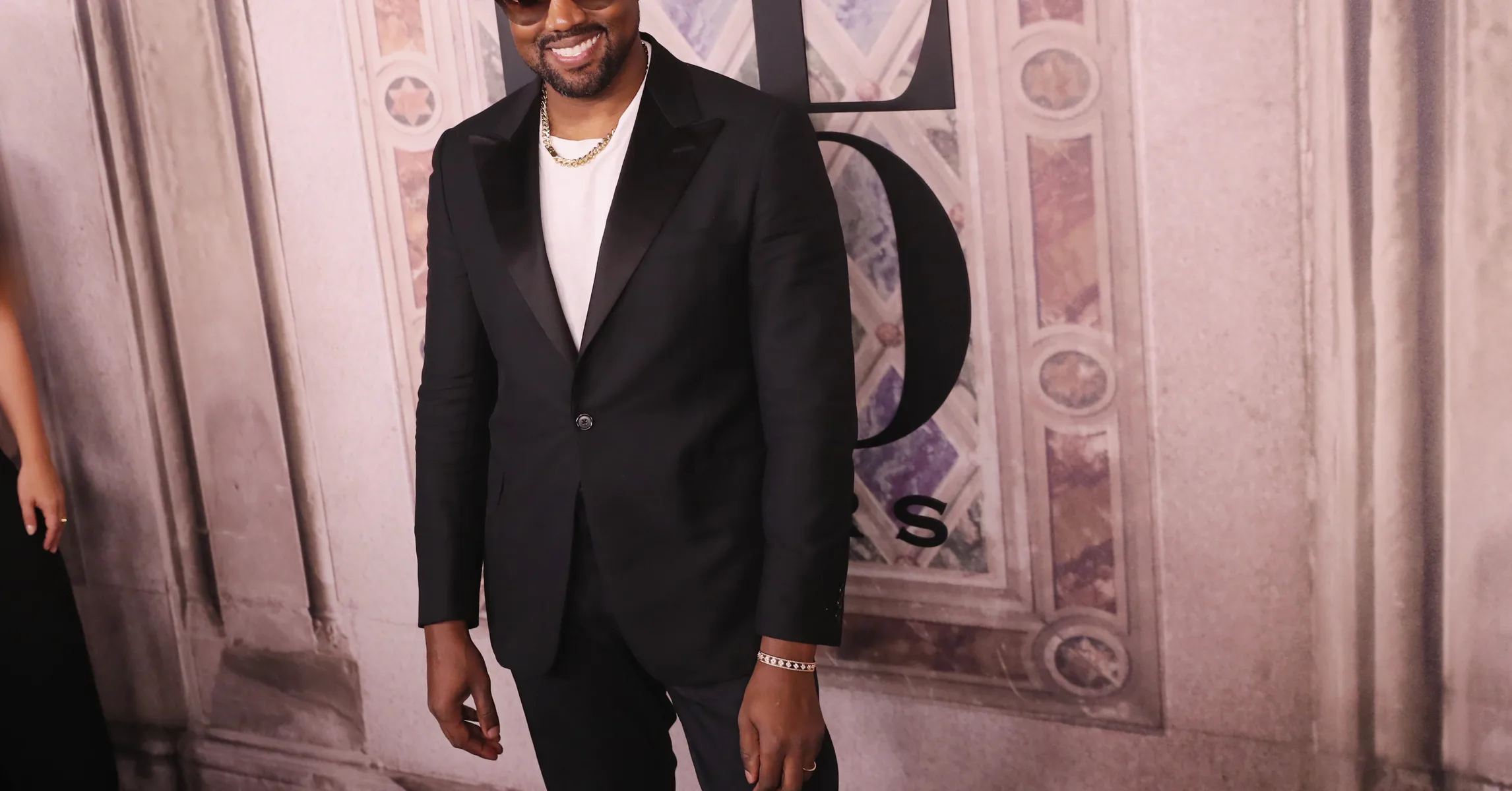 Kanye West Clones Took Over The Streets Of New York City This Weekend