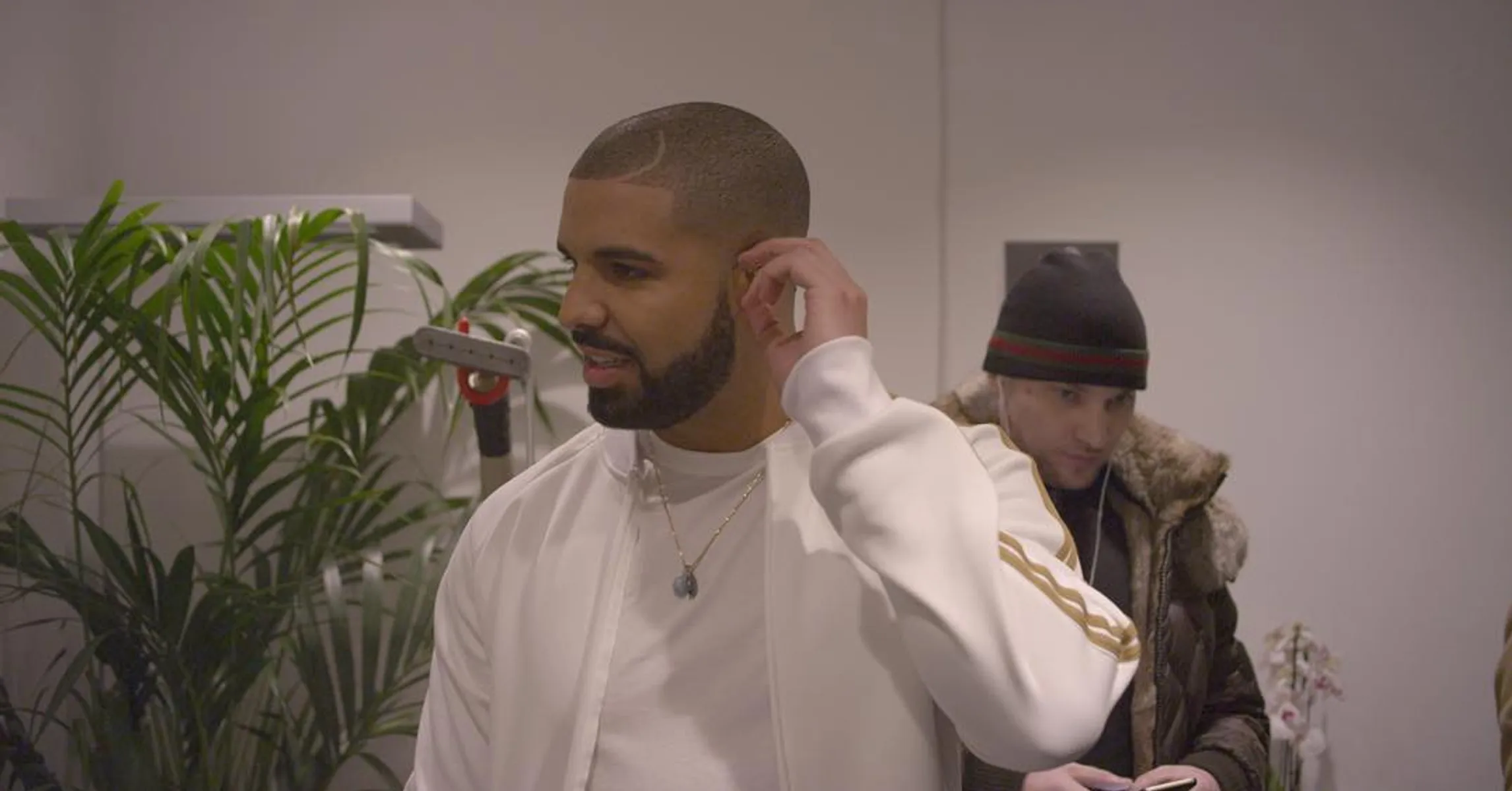 Sweeterman (Remix) (CDQ)