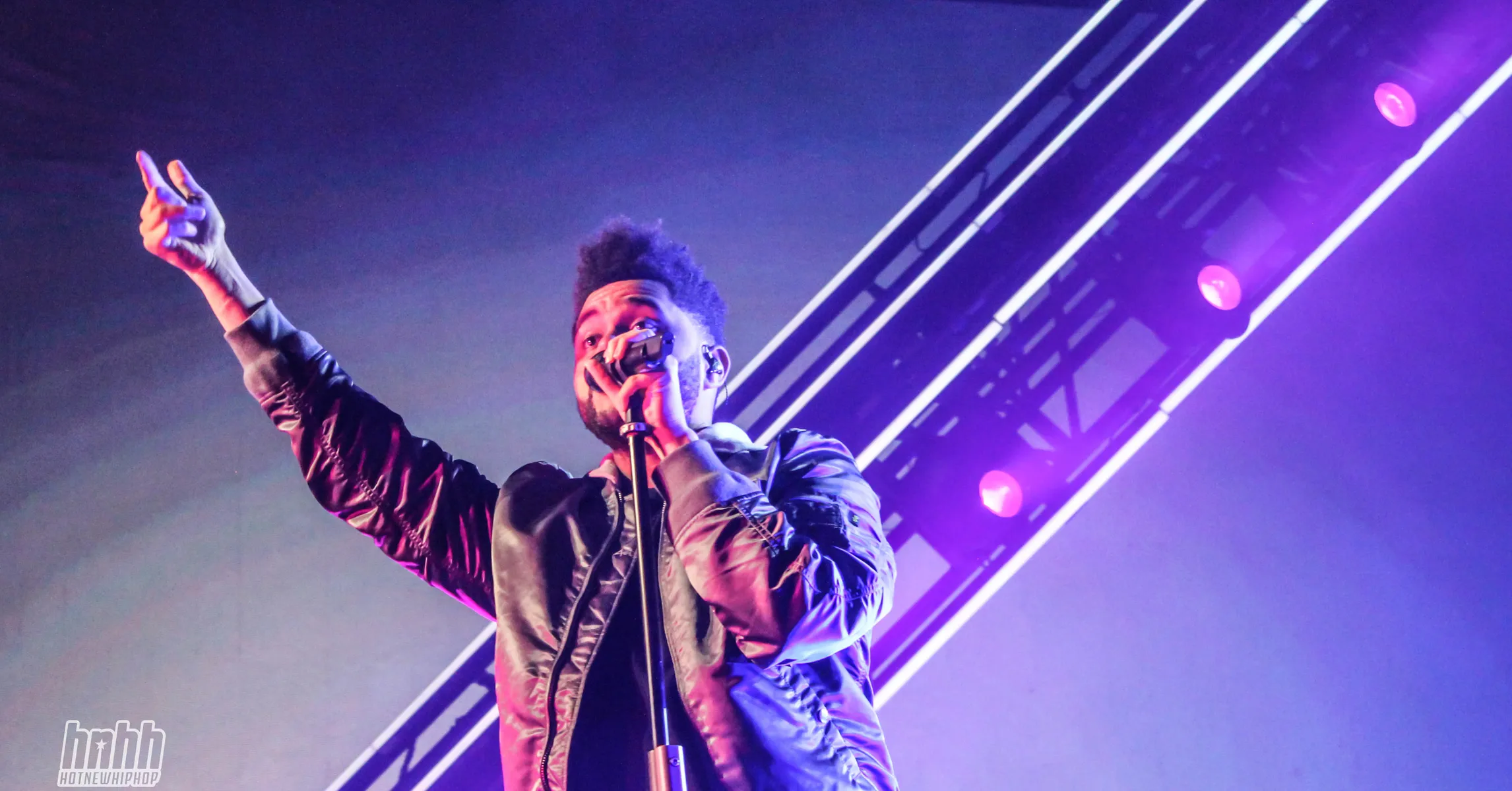 The Weeknd's "Starboy" Returns To #1 On The Albums Chart