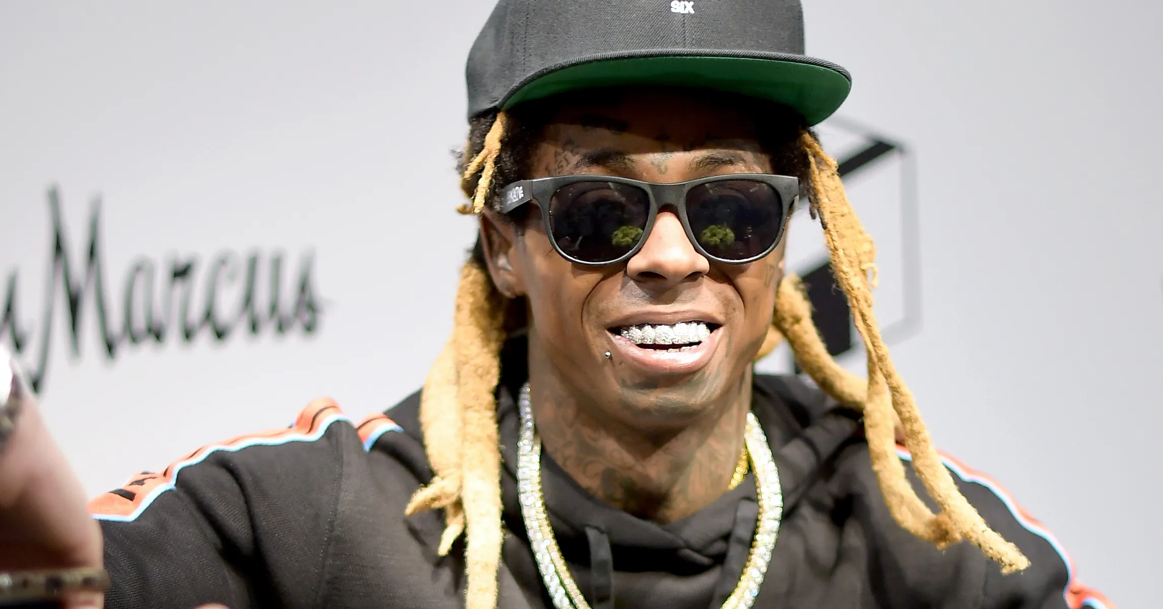 Lil Wayne Receives Special Rikers Island Visitor