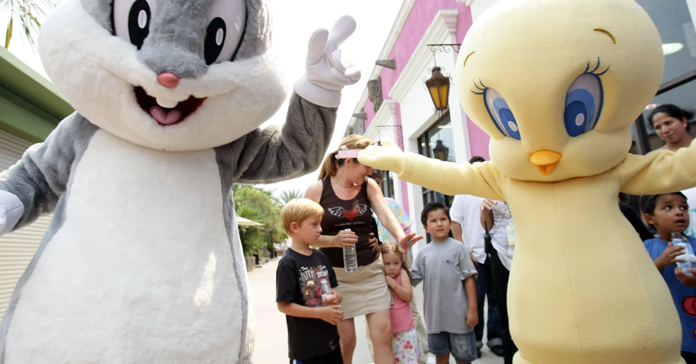 Lola Bunny's "Space Jam" Redesign Ignites Scrutiny From Online Weirdos