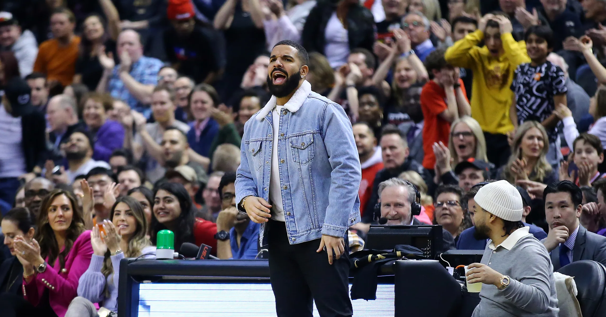 Drake's Earrings Have Women Ready To Risk It All