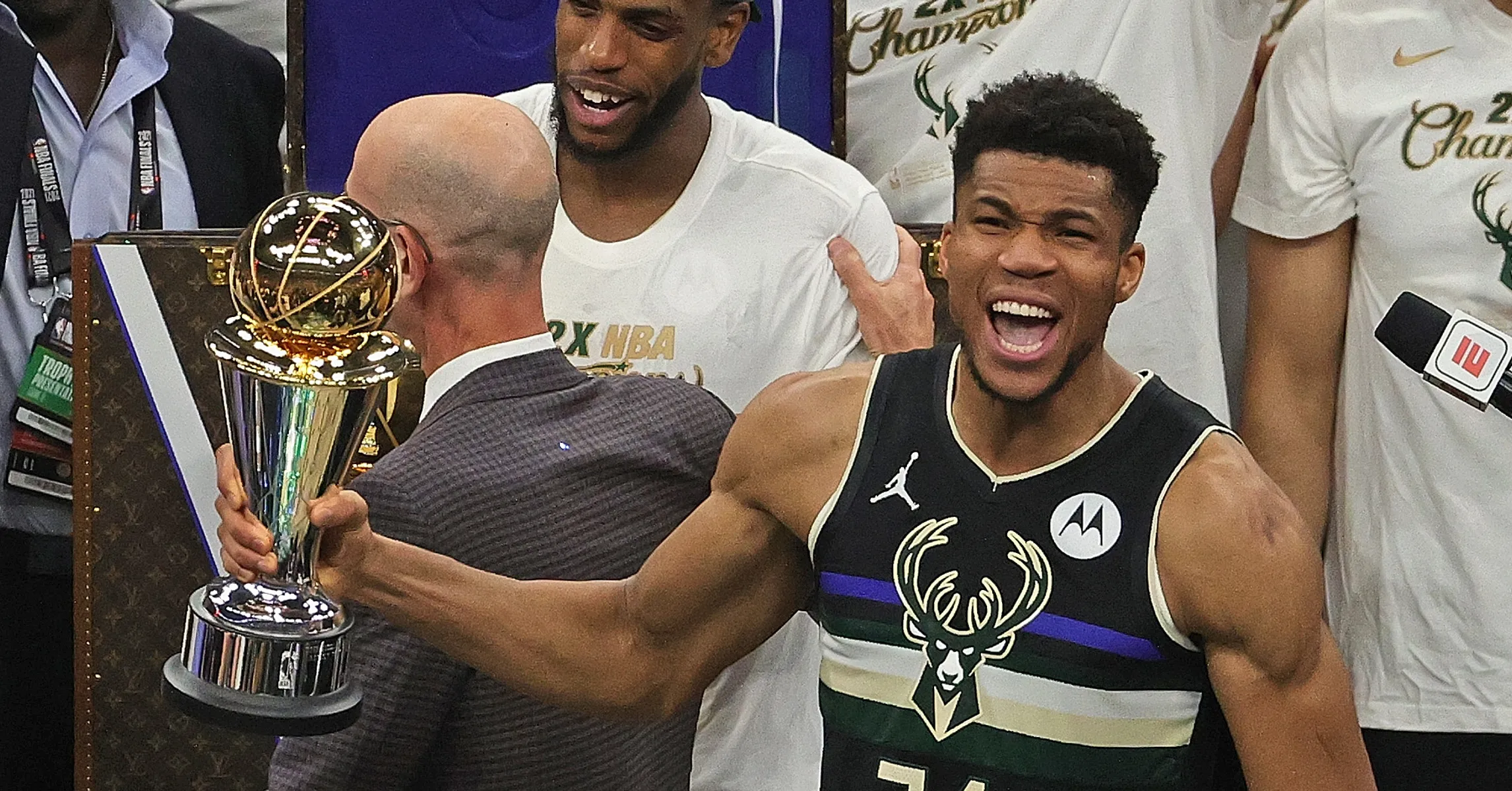 Fake Bucks Championship Rings Worth Up To $1 Million Seized By Feds