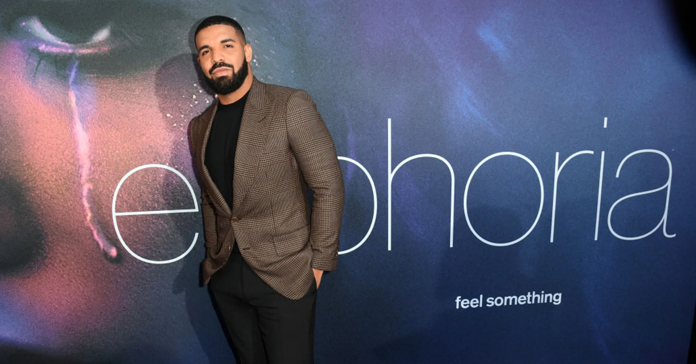 Drake Links Up With 2Rare In Miami To Hit The "Blickin" Dance For ...